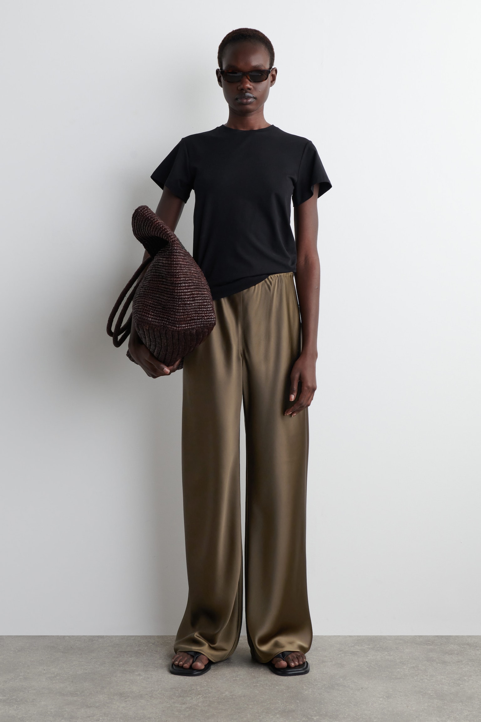 SATIN WIDE-LEG TROUSERS - BROWN | COS