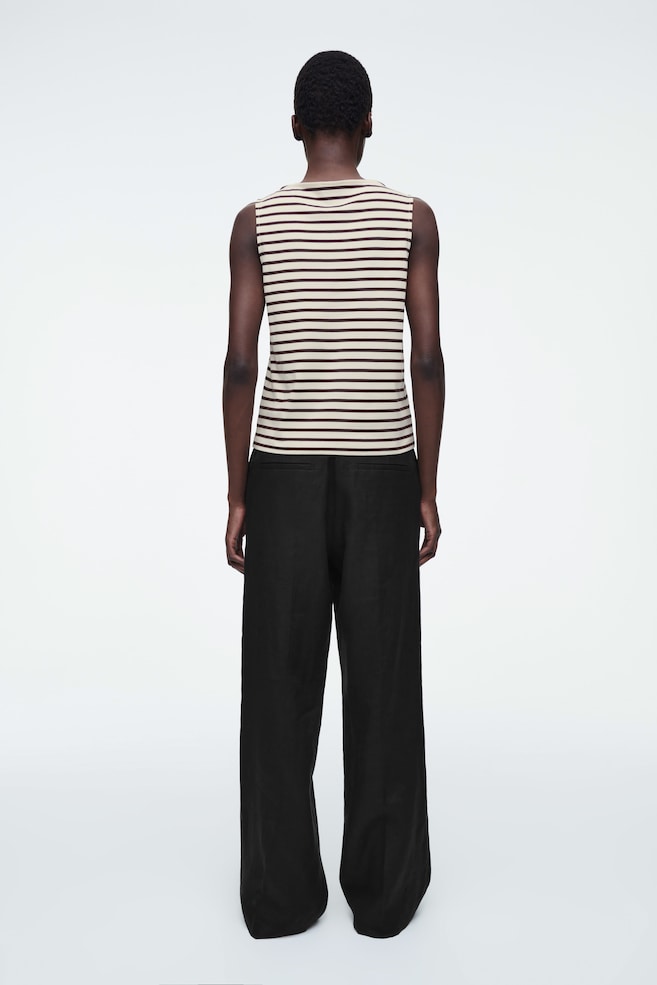 LINNE MED BÅTRINGNING - GRÄDDVIT / BRUN / RANDIG | COS