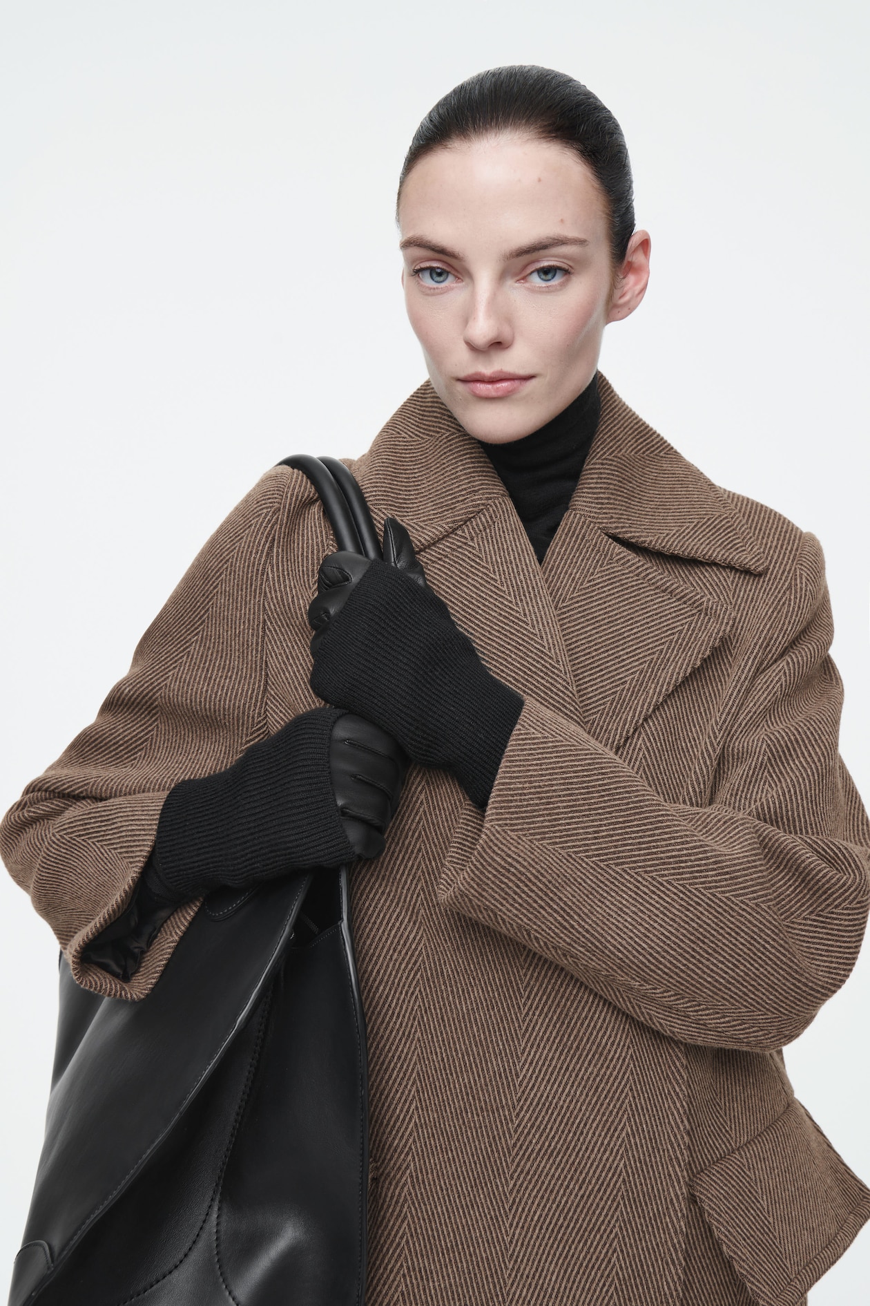 LAYERED LEATHER GLOVES - BLACK | COS