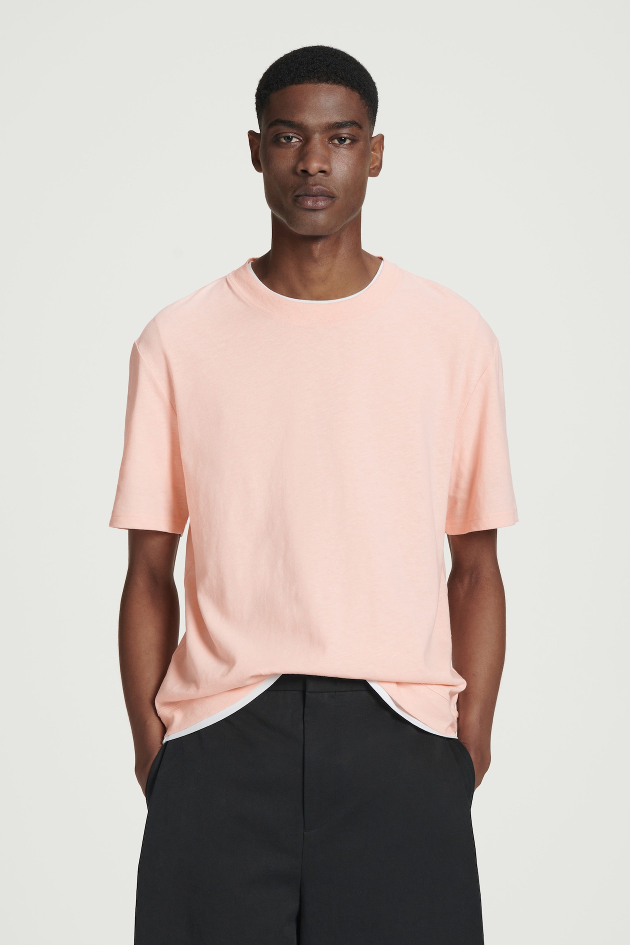 RELAXED SLUBBED COTTON-LINEN T-SHIRT - APRICOT | COS