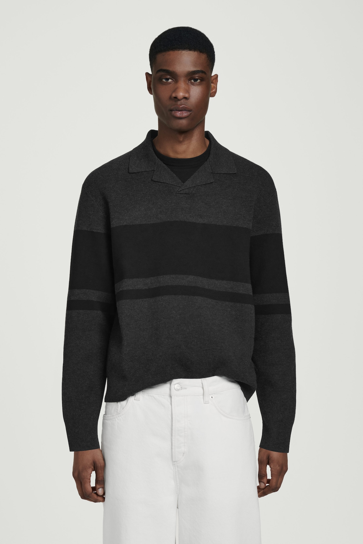 STRIPED DOUBLE-FACED KNITTED POLO SHIRT - CHARCOAL / STRIPED | COS