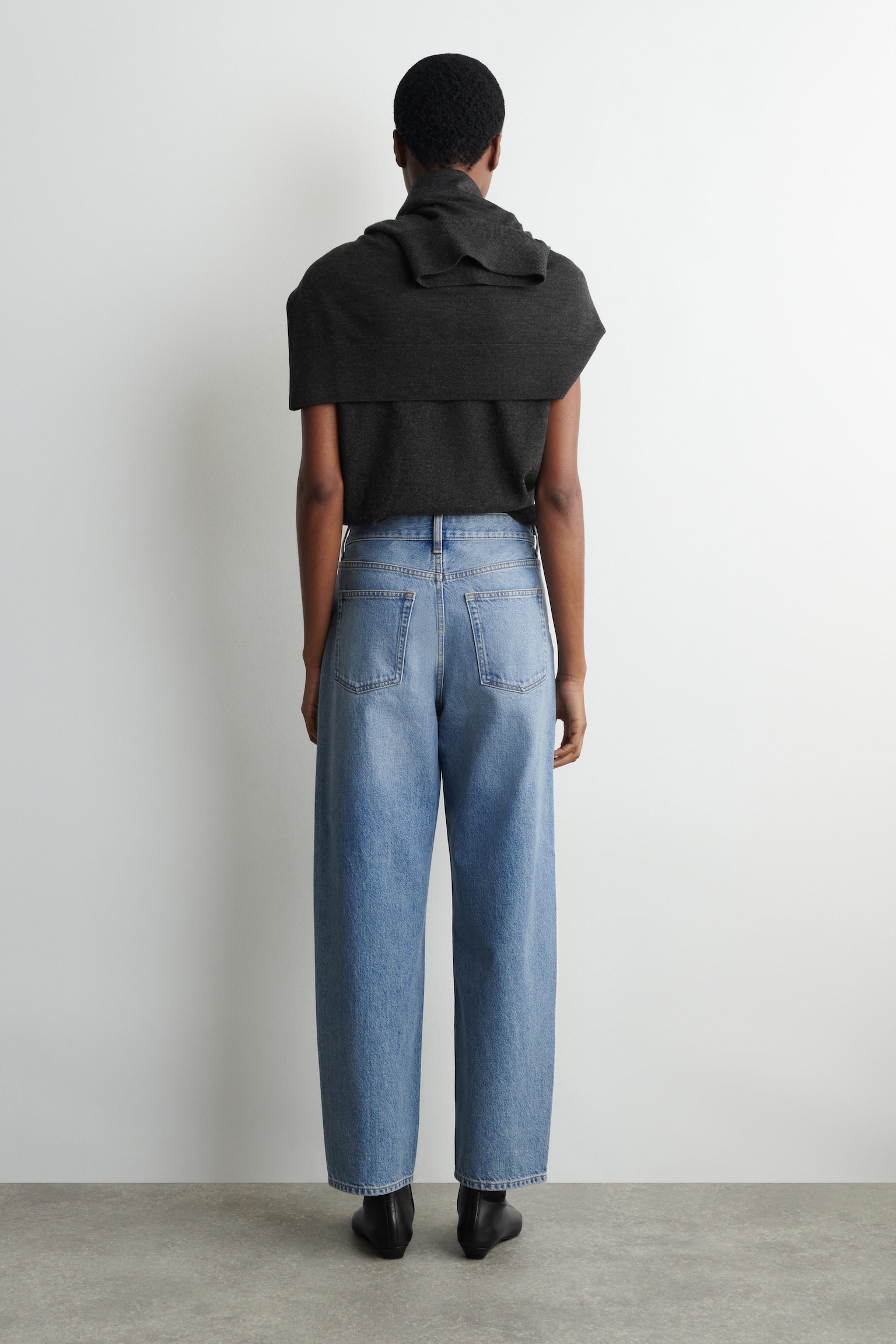 ARCH TAPERED JEANS - LIGHT BLUE | COS GB