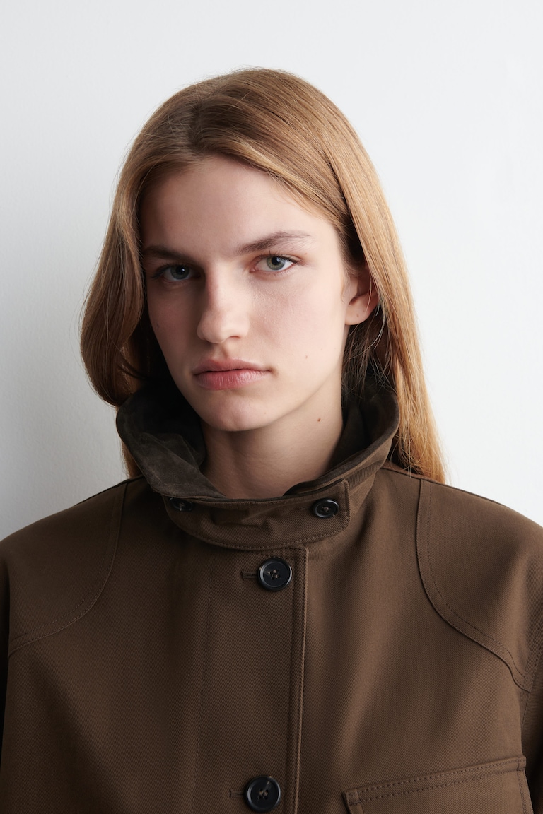 SUEDE-COLLAR FIELD JACKET - BROWN | COS