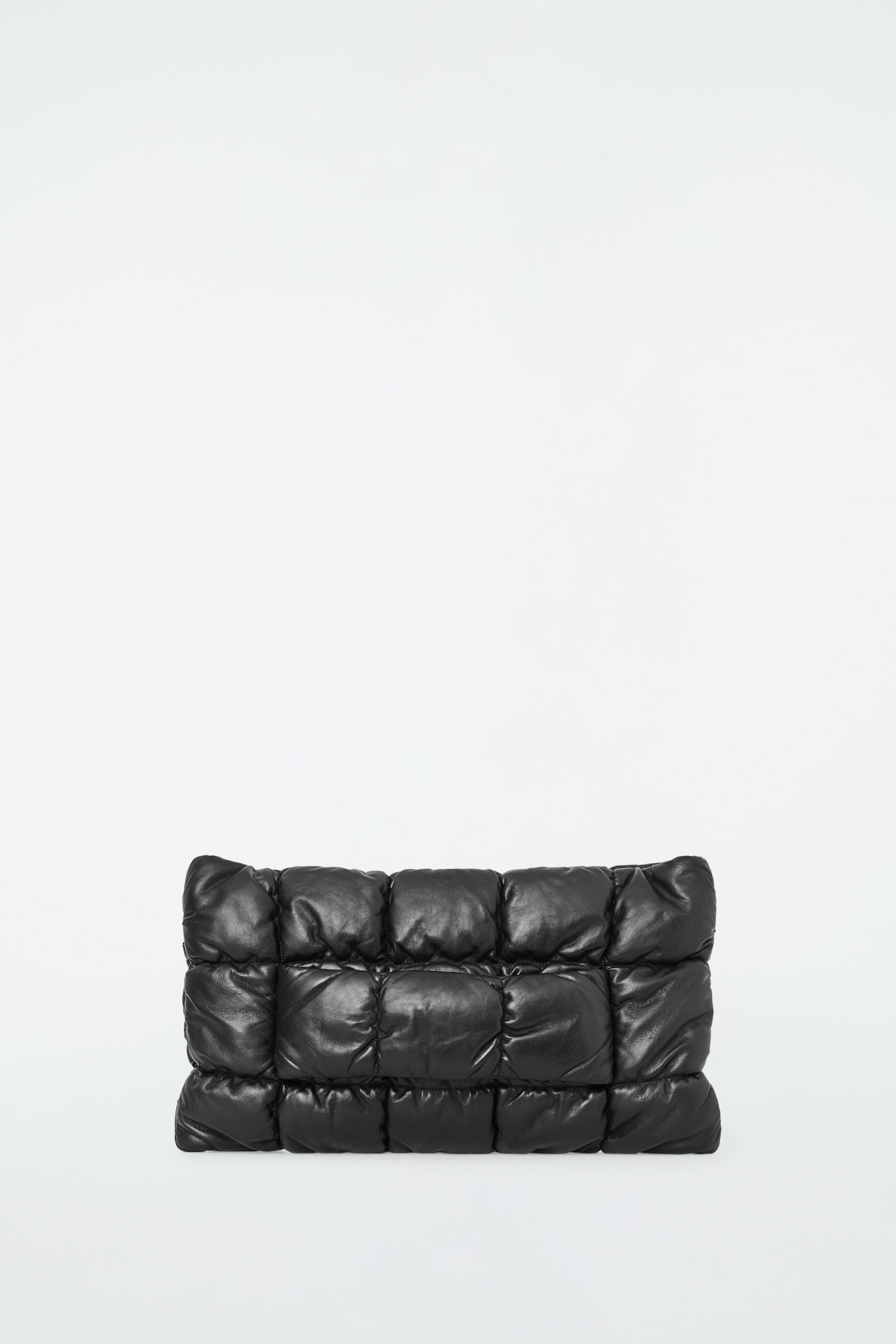 THE QUILTED BAG. A COS ICON.