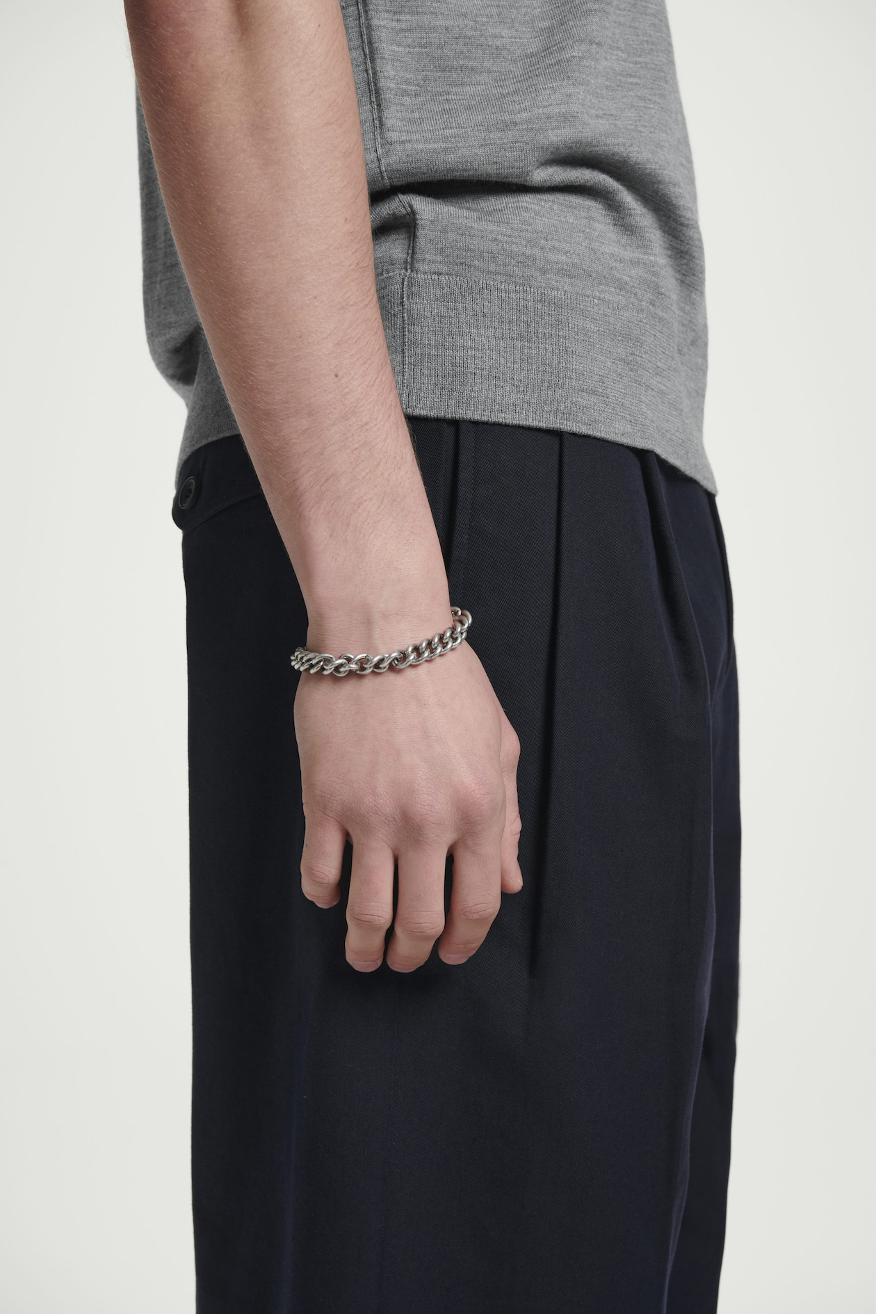 CHUNKY CHAIN BRACELET - SILVER | COS