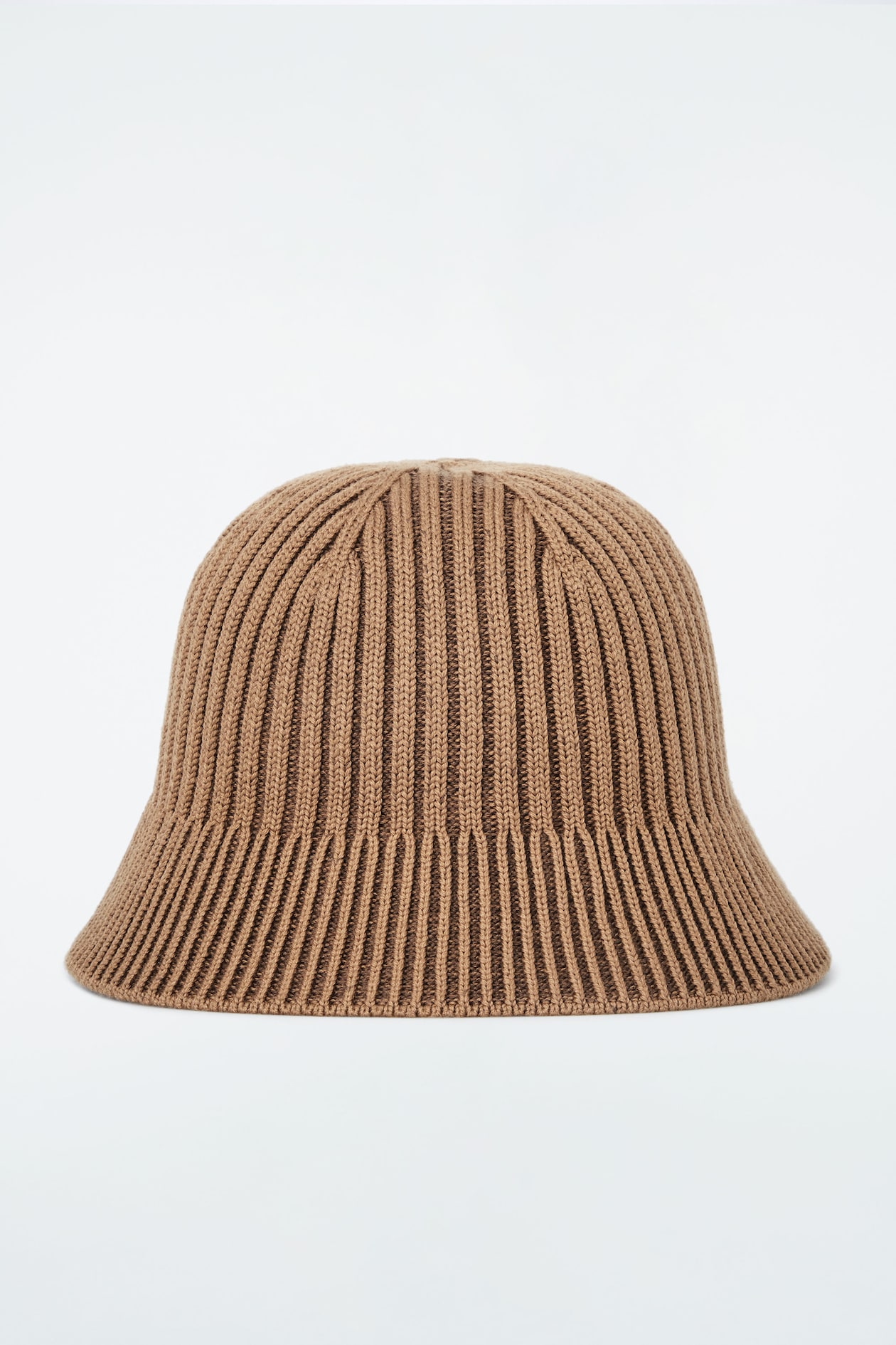 RIBBED-KNIT BUCKET HAT - BEIGE | COS