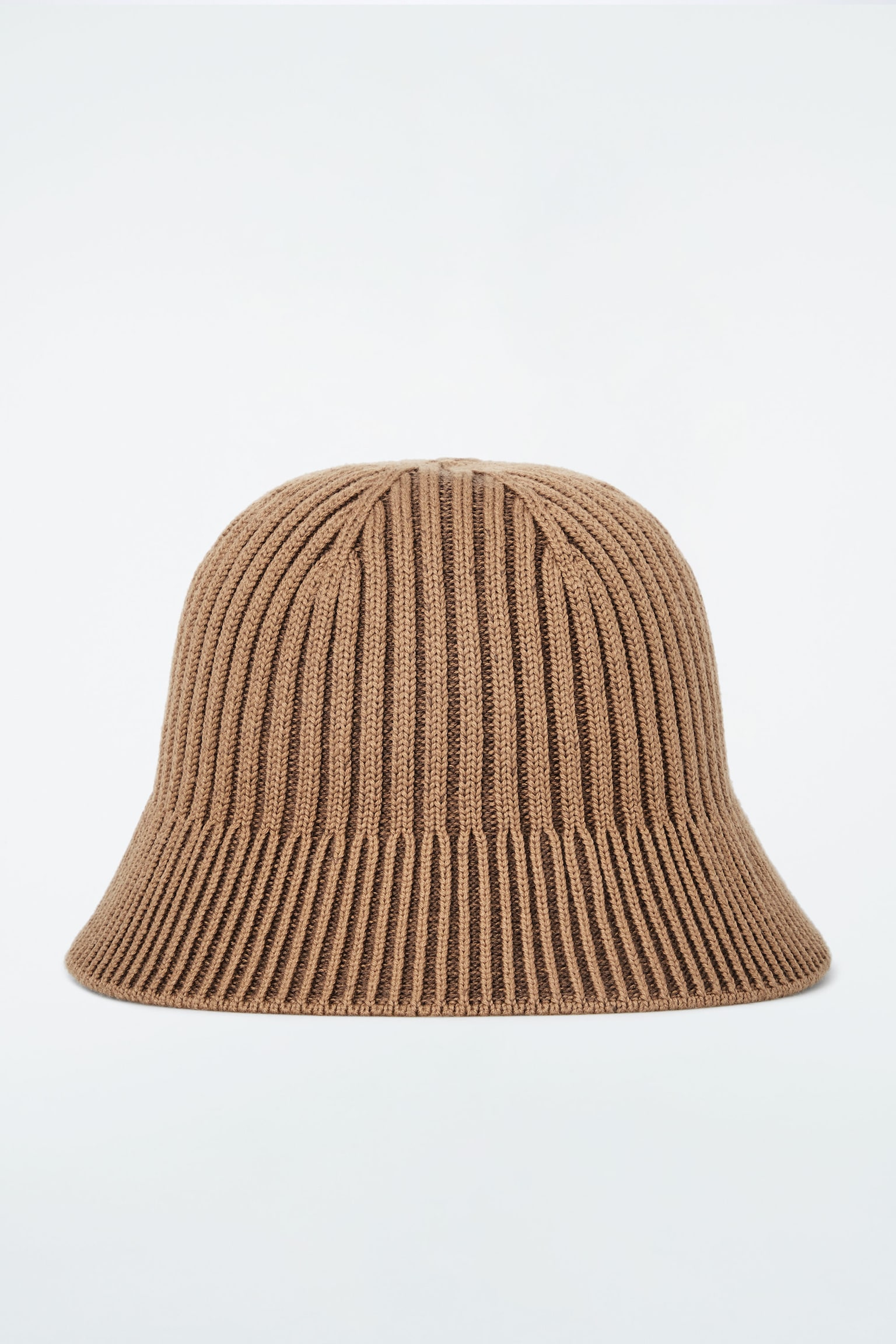 RIBBED-KNIT BUCKET HAT - BEIGE | COS