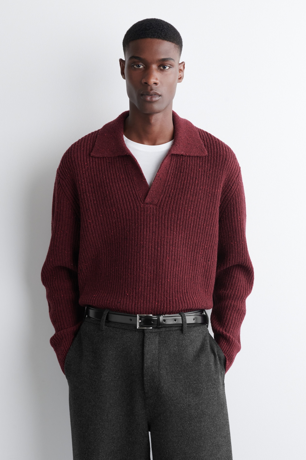 DONEGAL-EFFECT WOOL POLO JUMPER - DARK-RED MÉLANGE | COS