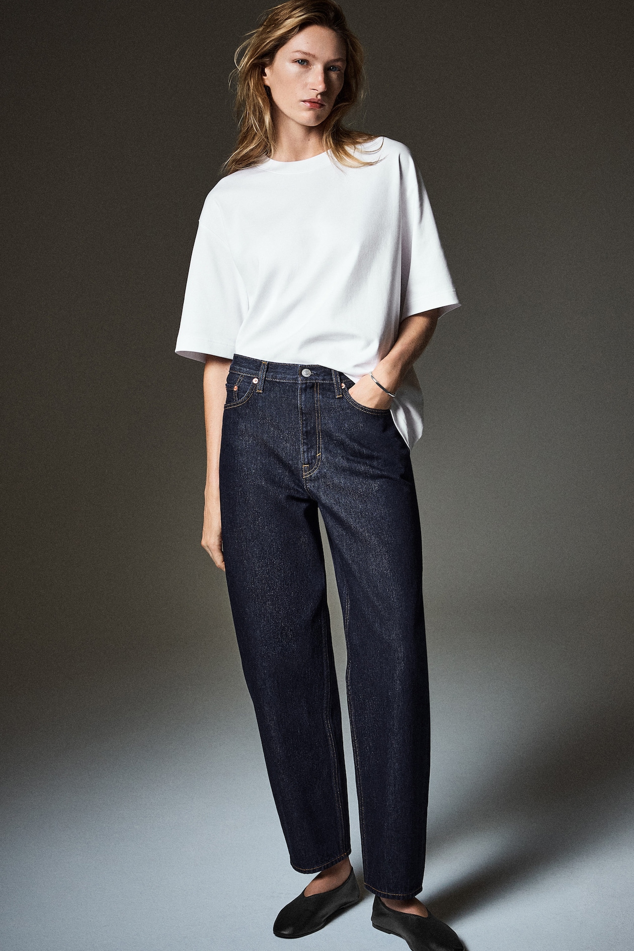 ARCH TAPERED JEANS - INDIGO | COS