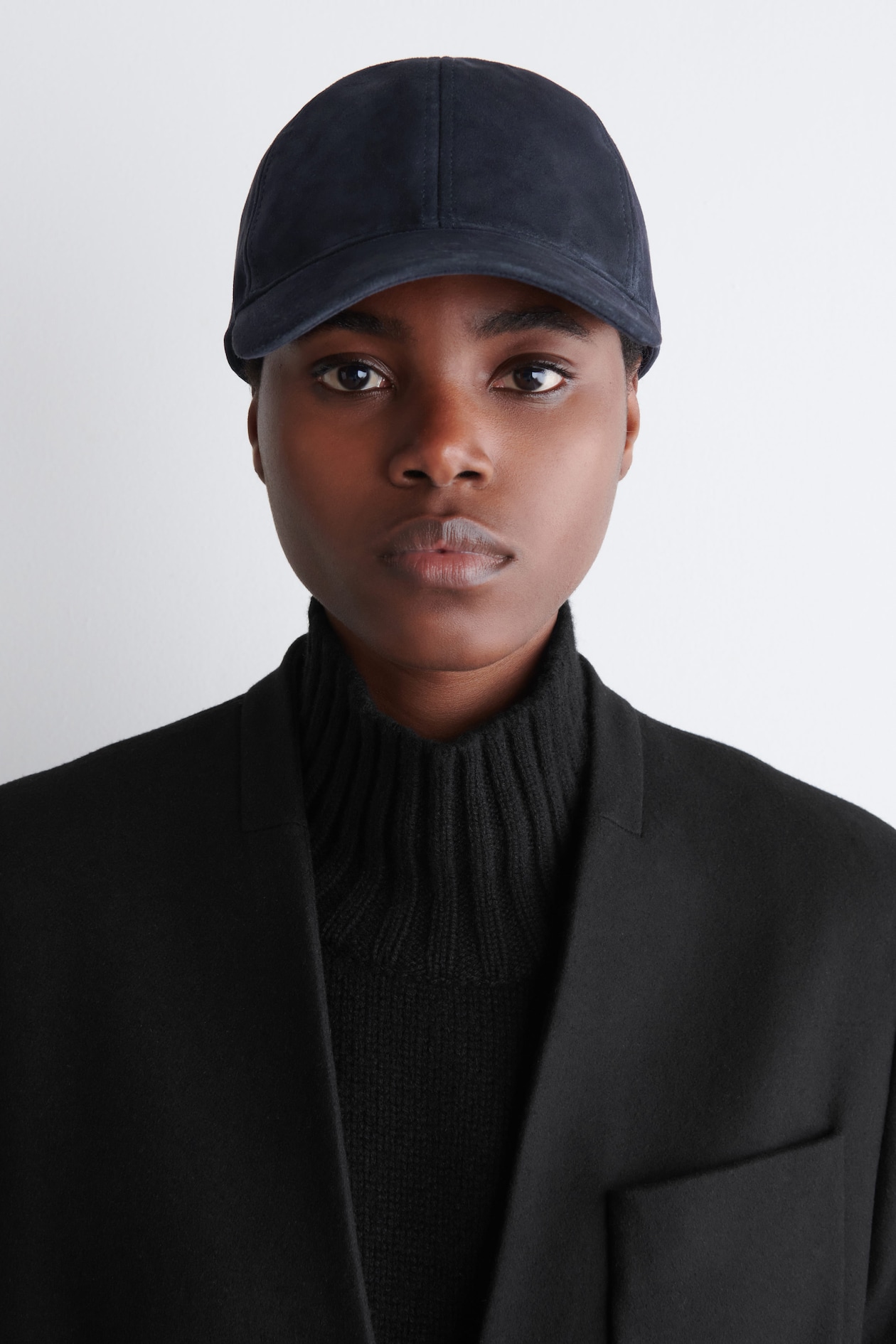 CASQUETTE DE BASEBALL EN DAIM - BLEU MARINE | COS