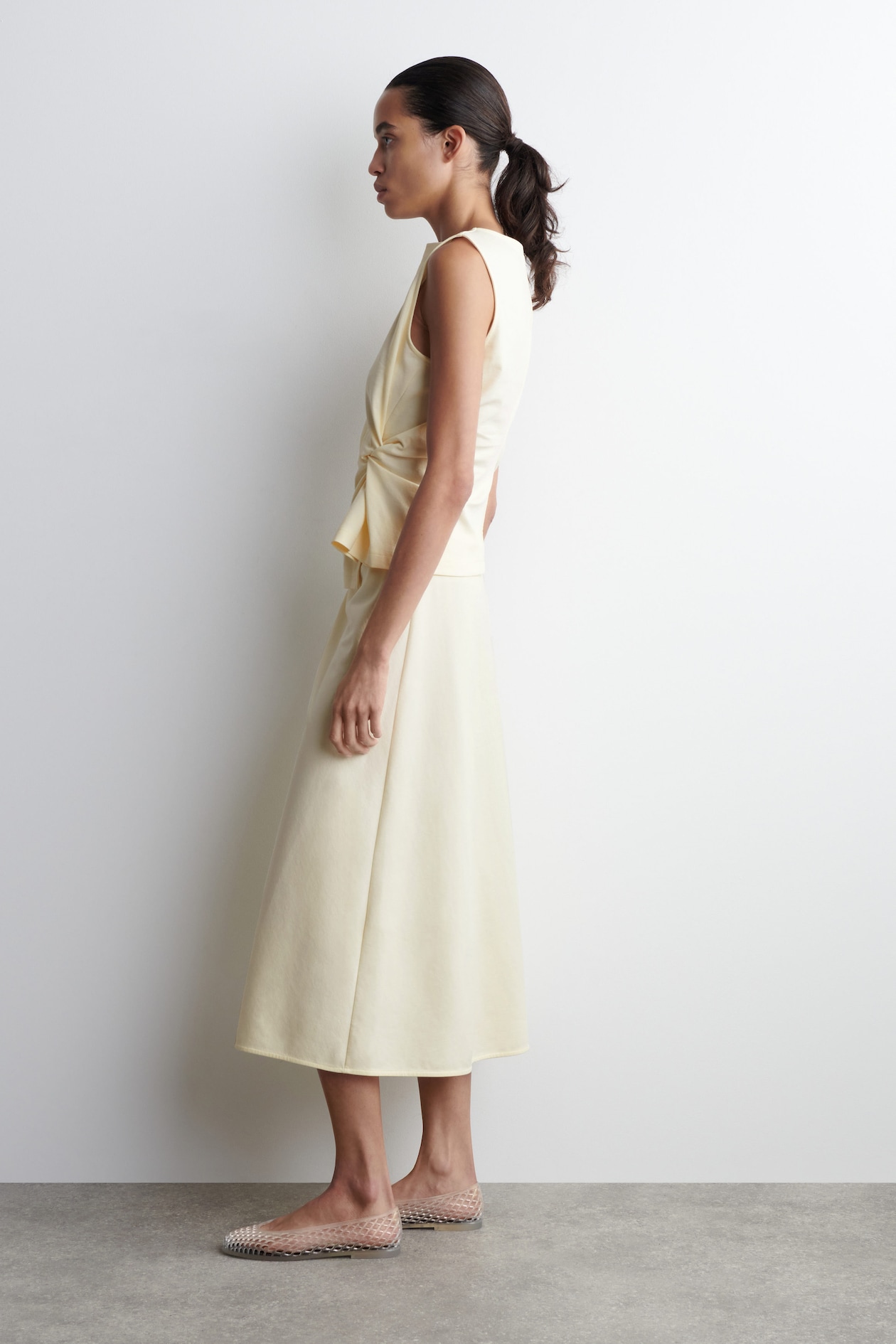 TWIST-DETAIL TOP - BUTTER YELLOW | COS US