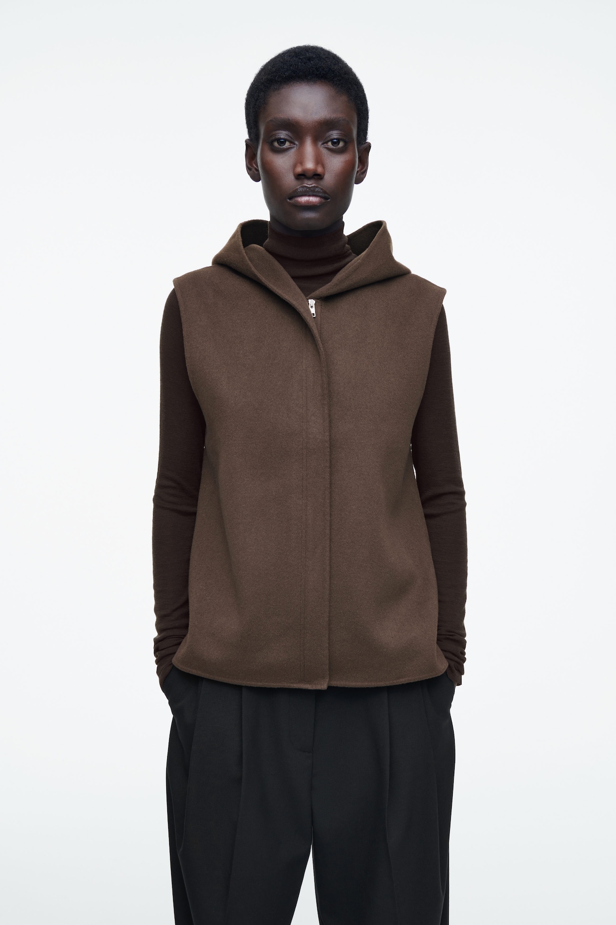 DOUBLE-FACED HYBRID HOODED VEST - BROWN | COS
