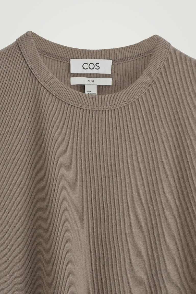 SLIM RIBBED COTTON T-SHIRT - DARK MOLE | COS