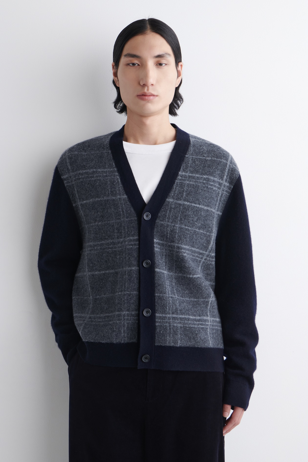 Cardigan de lã aos quadrados com decote em V - Azul-marinho / aos ...