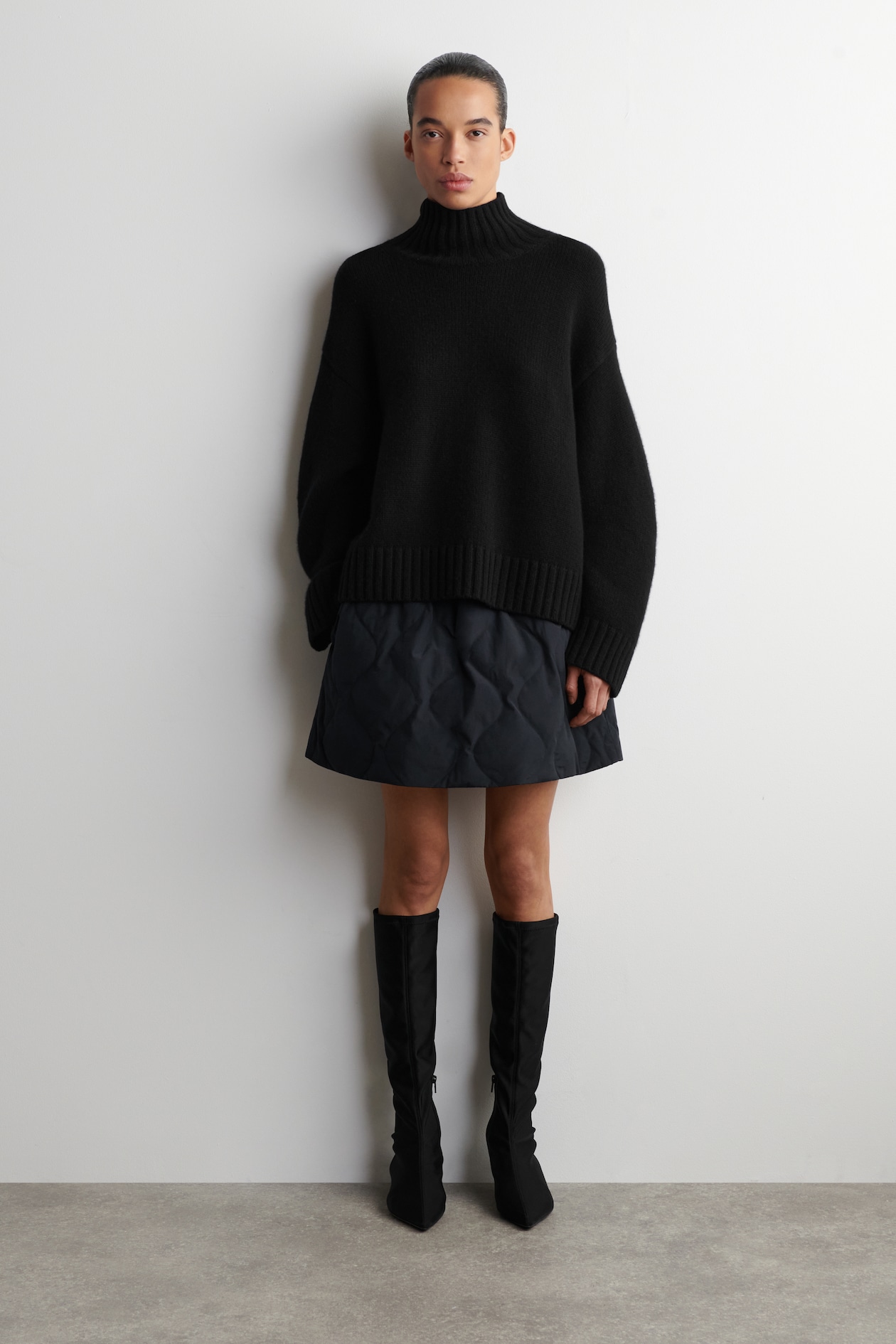 GESTEPPTER MINIROCK MIT DAUNENFÜLLUNG - NAVYBLAU - Ladies | H&M AT