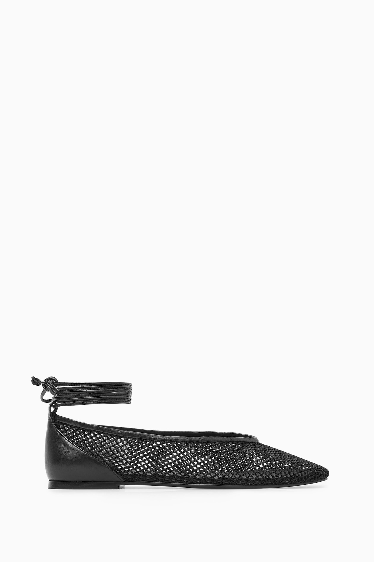 LEATHER-TRIMMED MESH BALLET FLATS - BLACK | COS