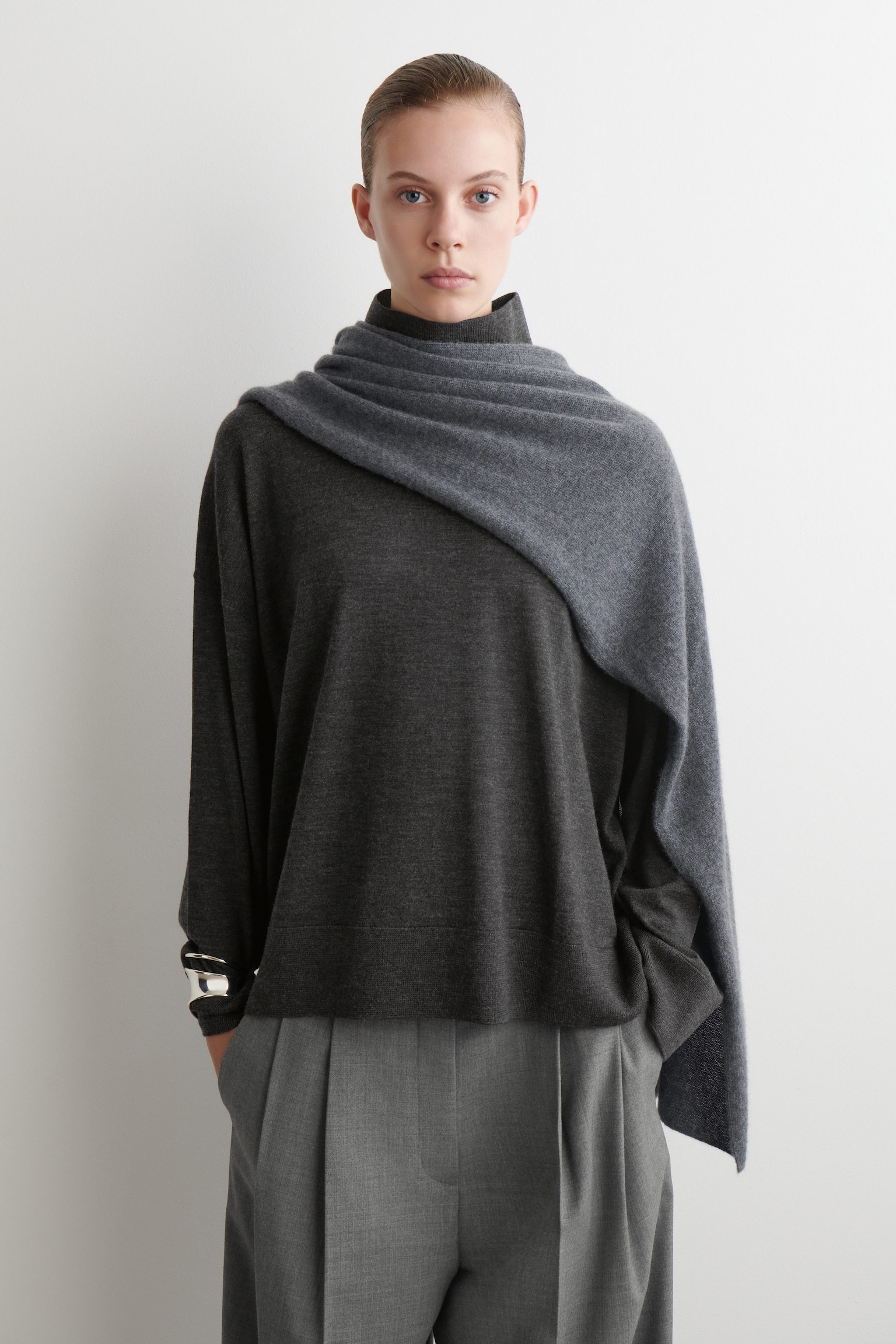 MERINO WOOL TURTLENECK JUMPER - DARK-GREY MÉLANGE | COS