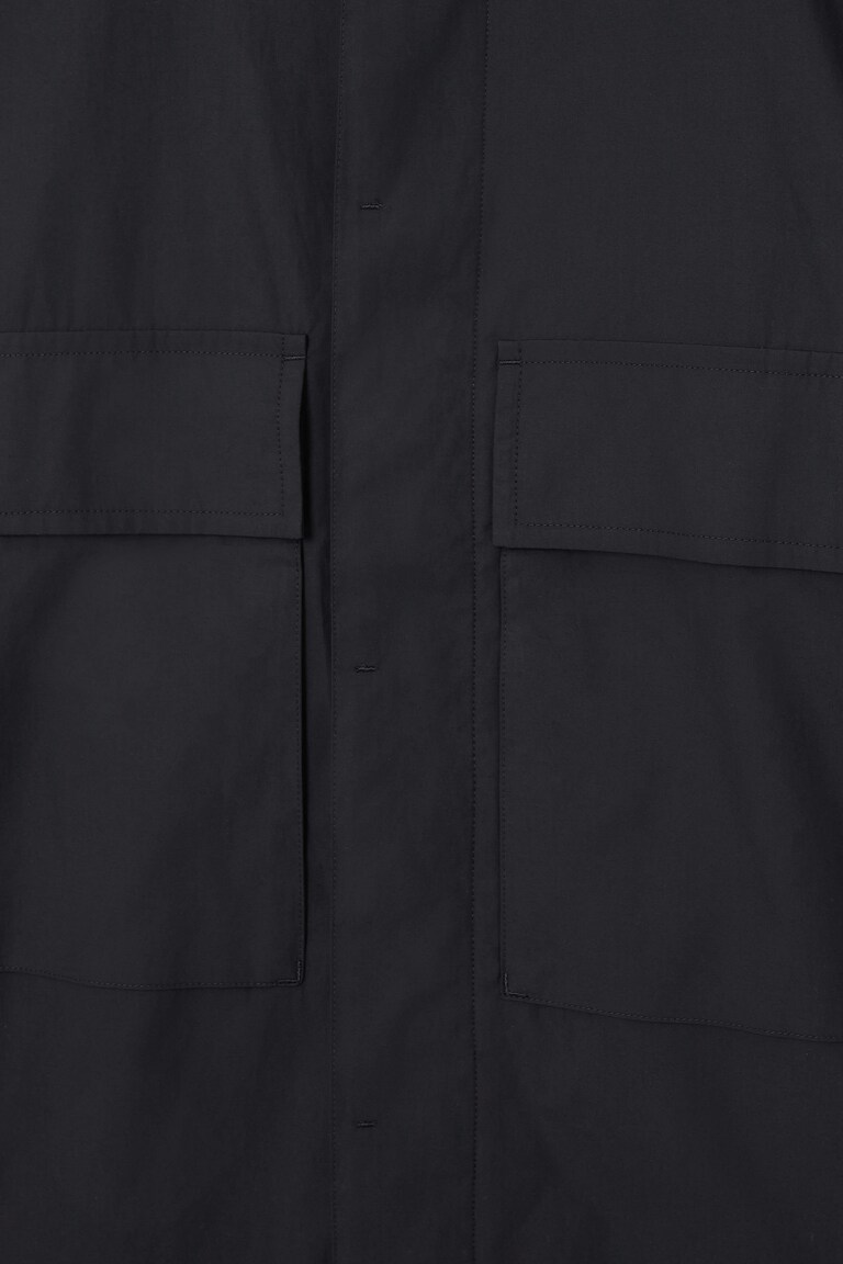 LIGHTWEIGHT UTILITY OVERSHIRT - BLACK | COS