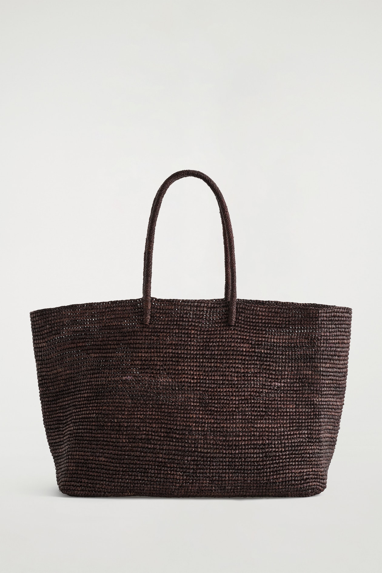 OVERSIZED HAND-WOVEN TOTE BAG - RAFFIA - DARK BROWN | COS