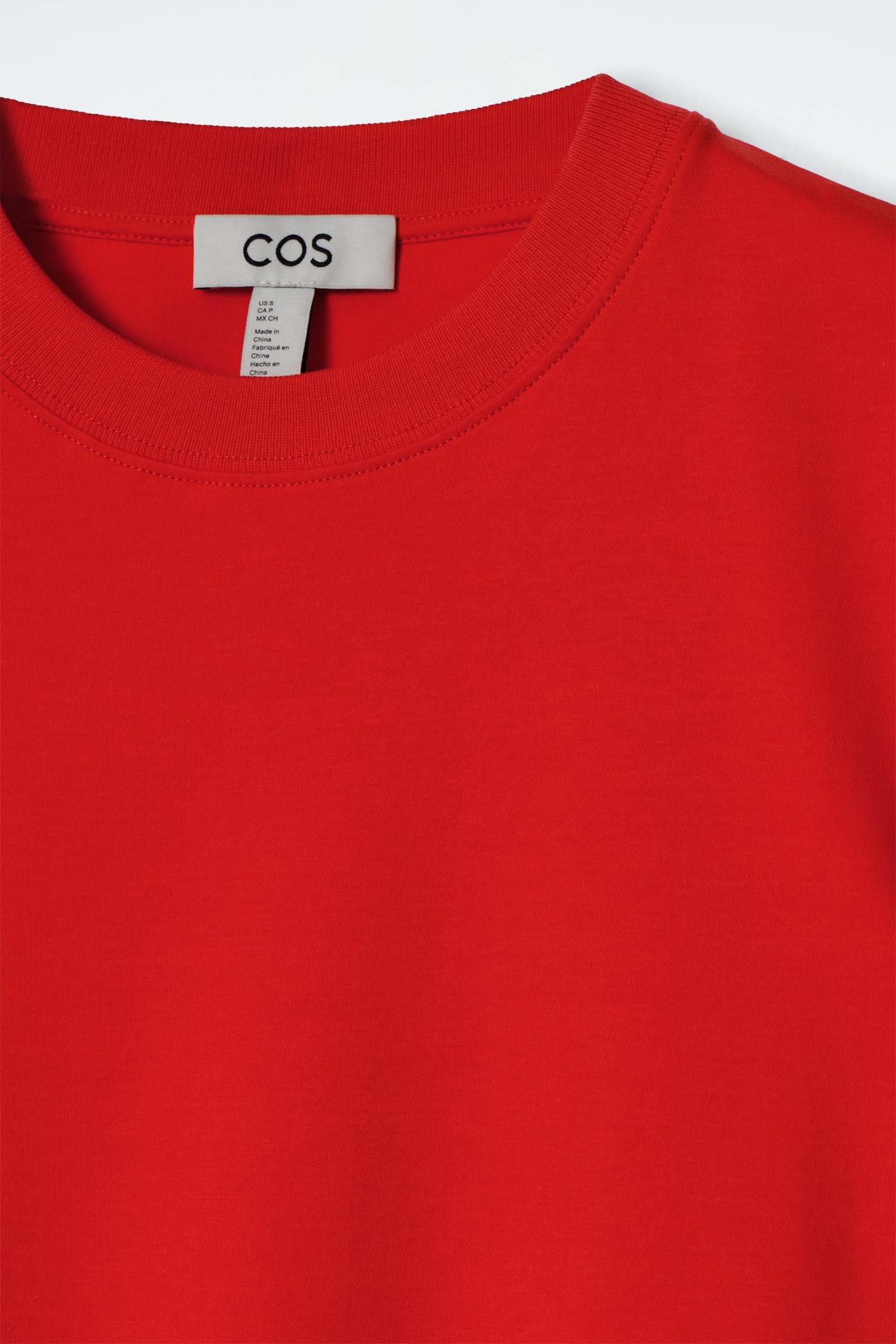 CLEAN CUT REGULAR T-SHIRT - RED | COS AU