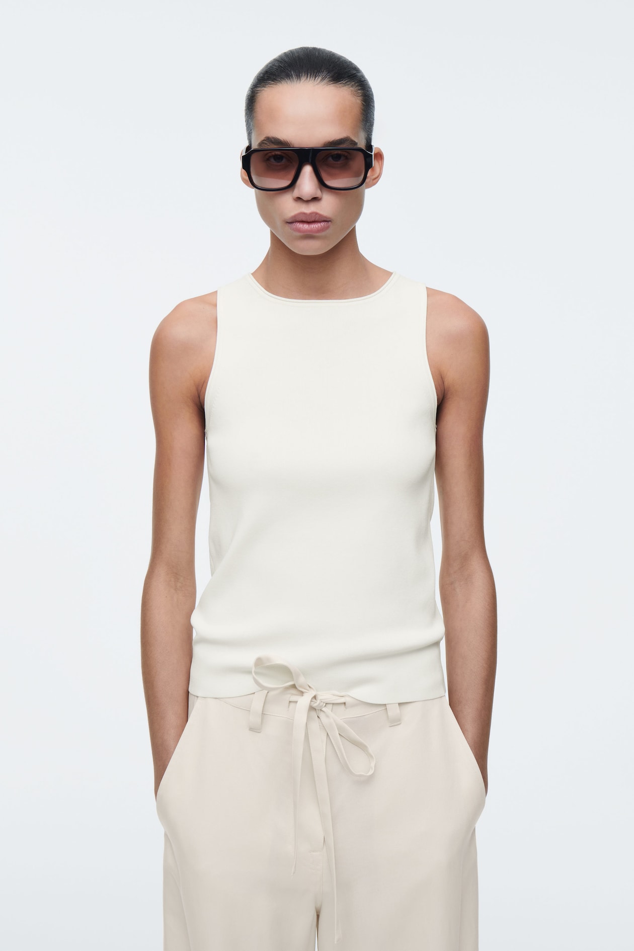 TUBULAR KNITTED TANK TOP - IVORY | COS