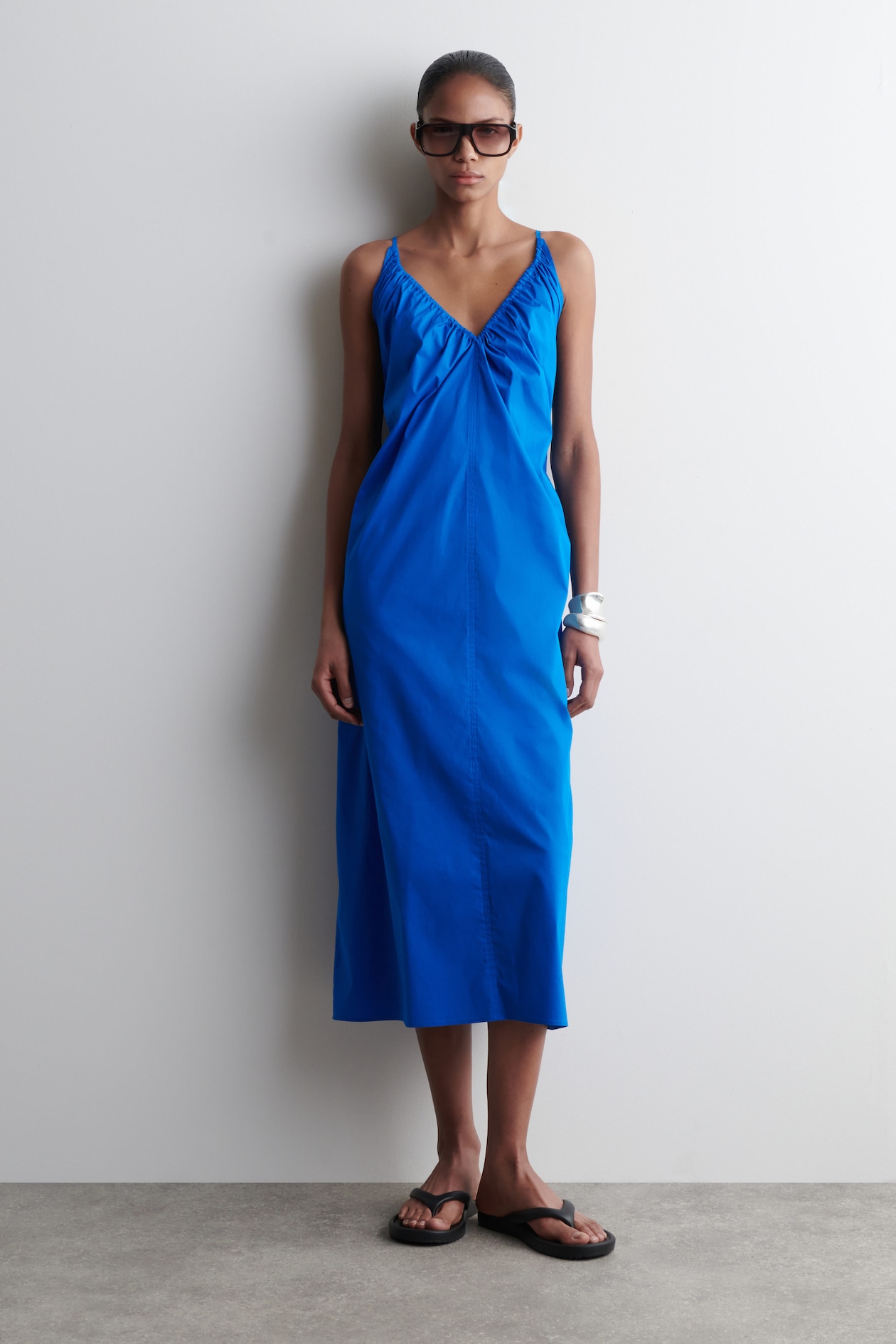 GATHERED V-NECK MAXI DRESS - BLUE | COS