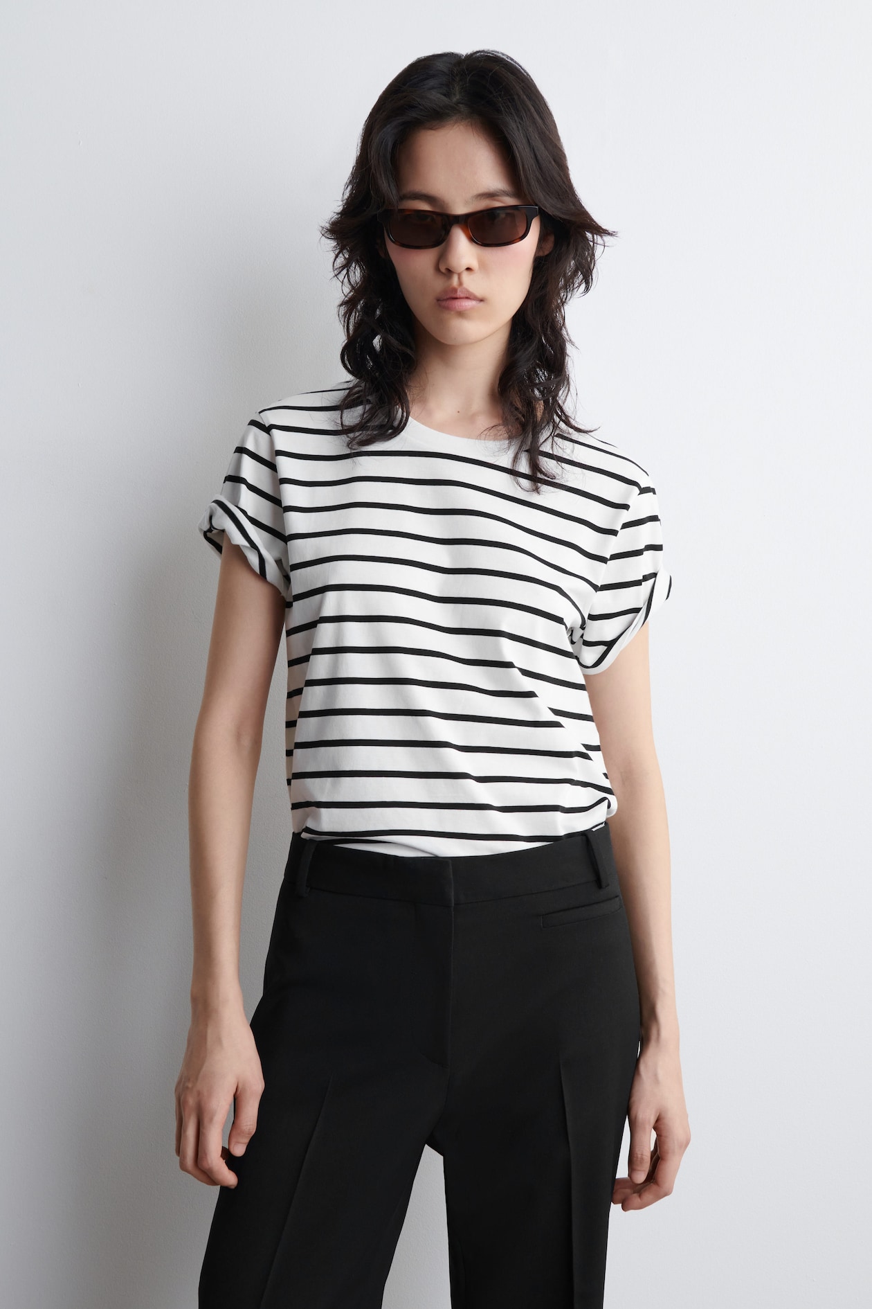 CREW-NECK COTTON T-SHIRT - WHITE / STRIPED | COS