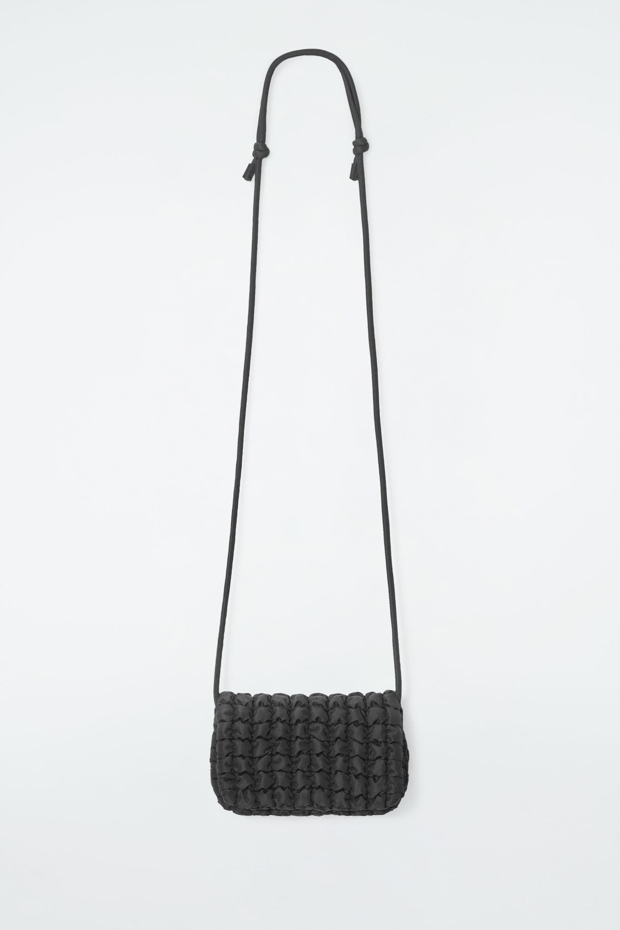 QUILTED CROSSBODY MESSENGER BAG - BLACK | COS