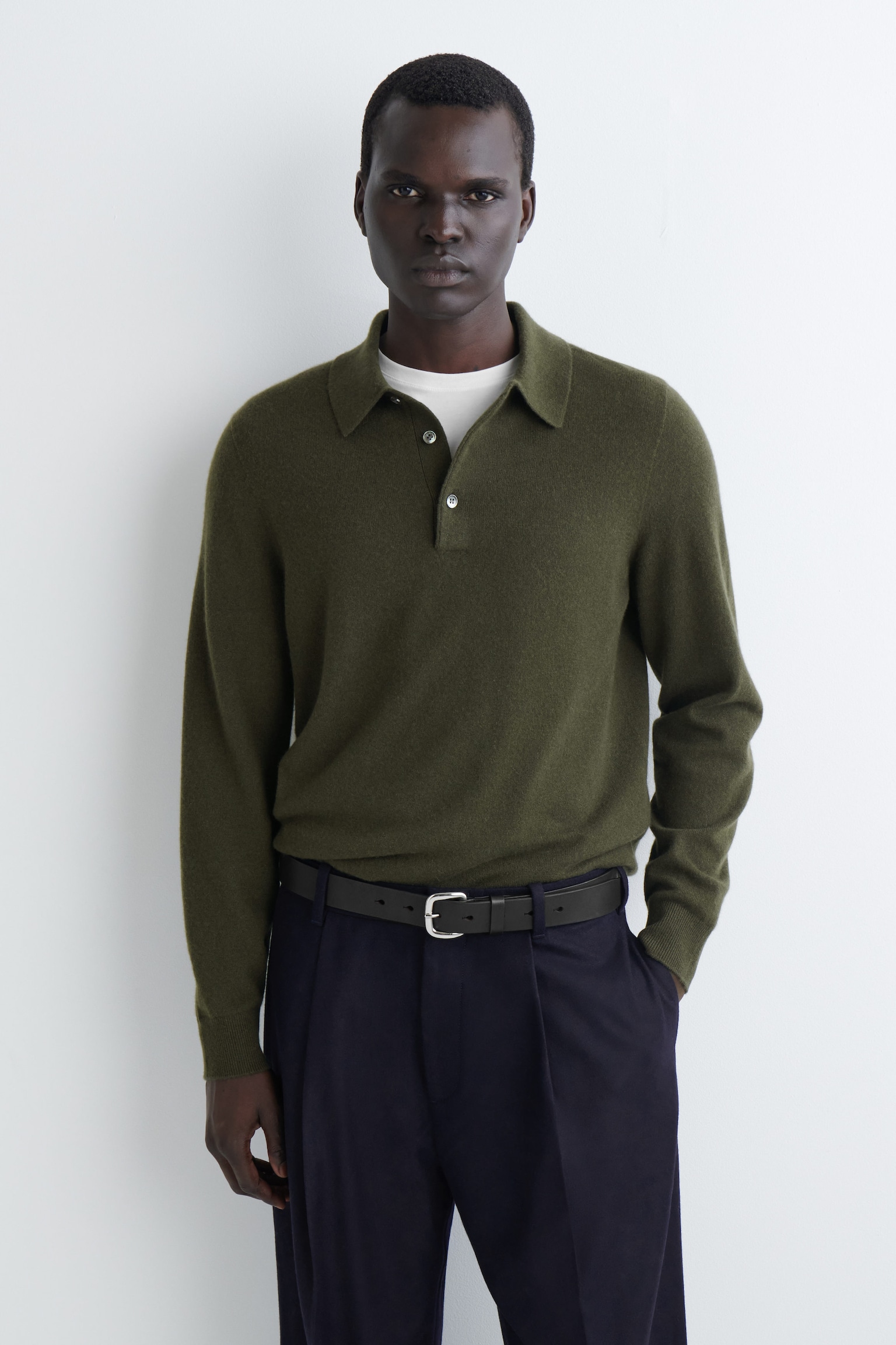 SEAMLESS CASHMERE POLO SHIRT - DARK KHAKI | COS US