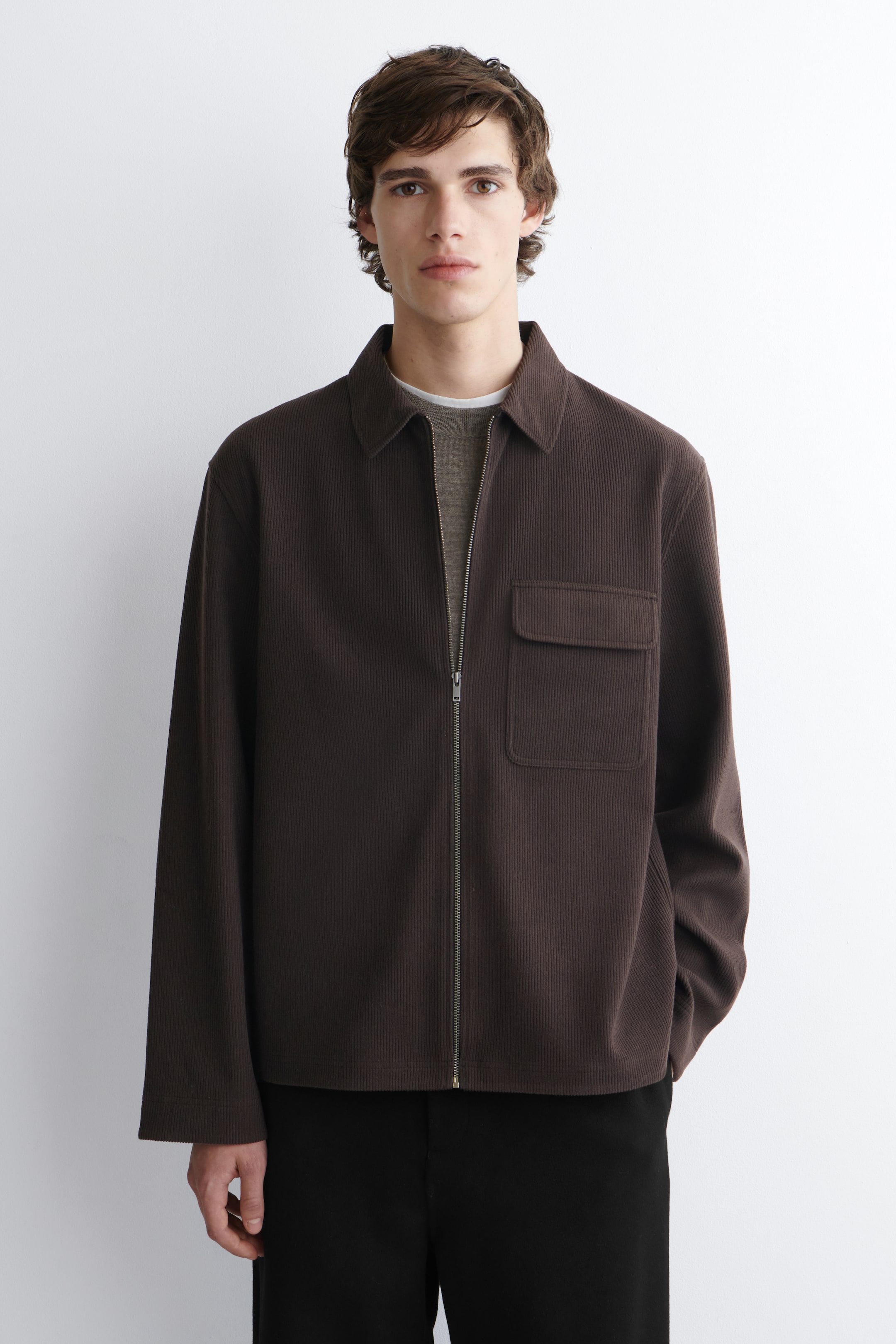 Men’s DARK BROWN CORDUROY-JERSEY ZIP-UP OVERSHIRT | H&M GB