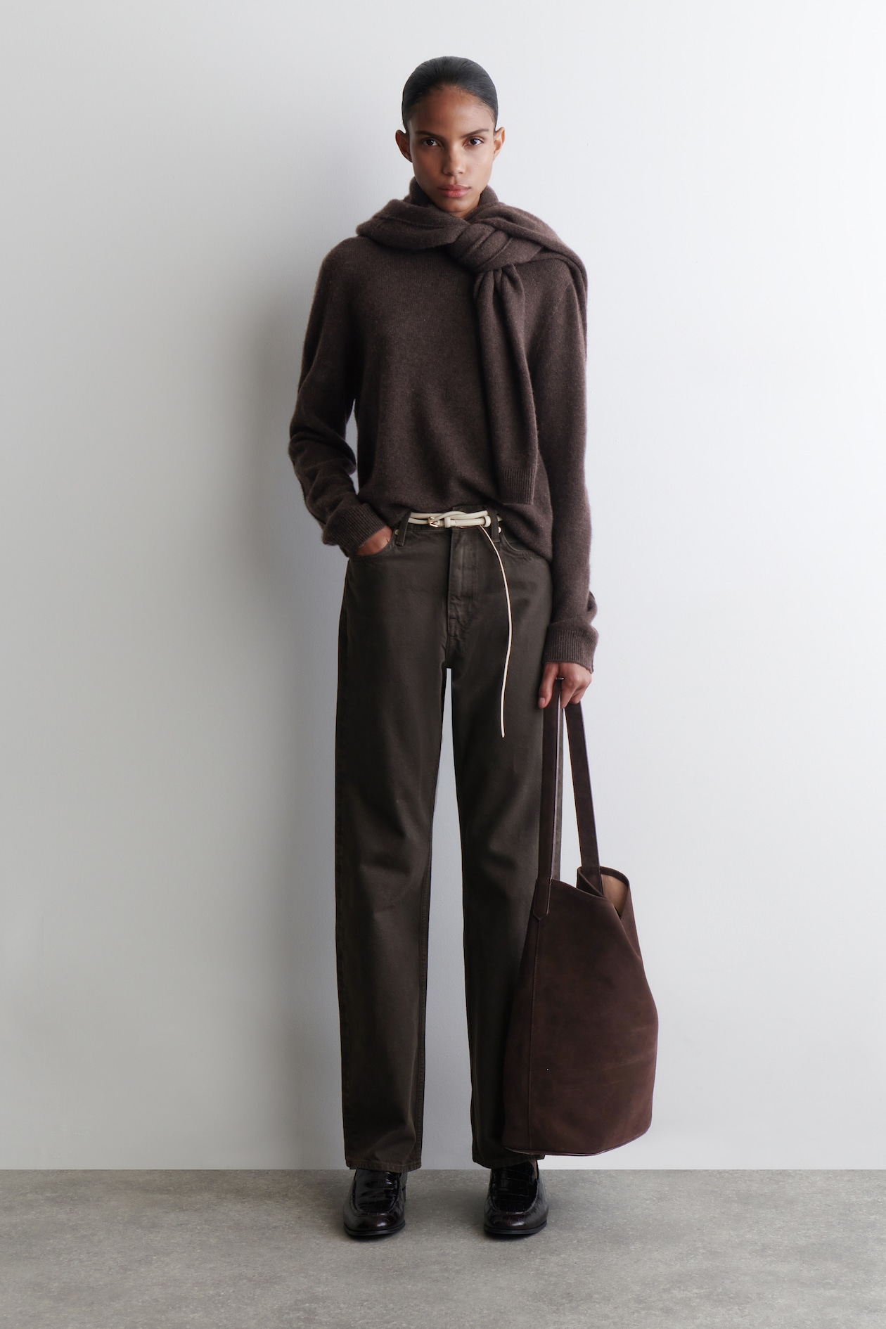 Women's DARK BROWN CHORD STRAIGHT-LEG JEANS | H&M GB