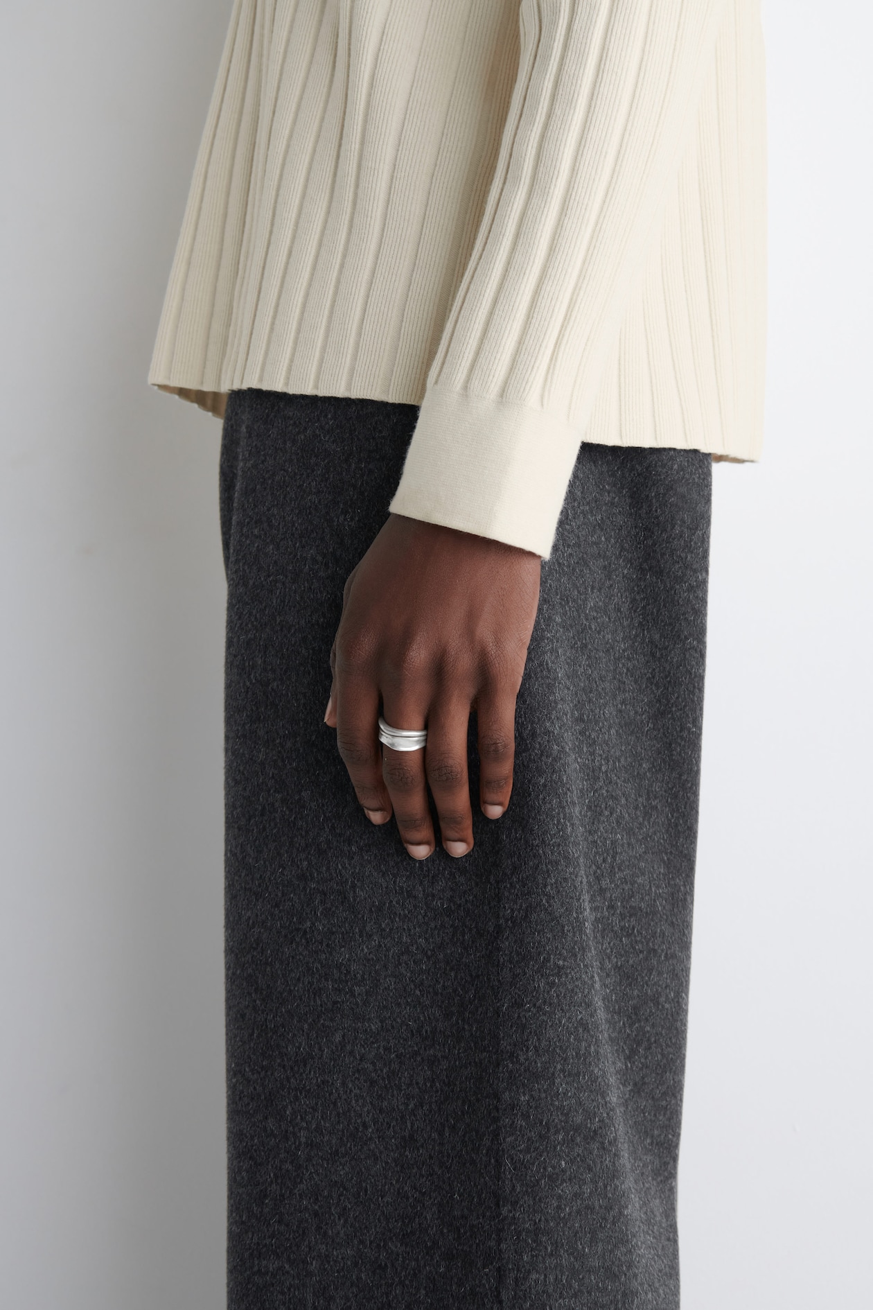 2-PACK HAMMERED RINGS - SILVER | COS