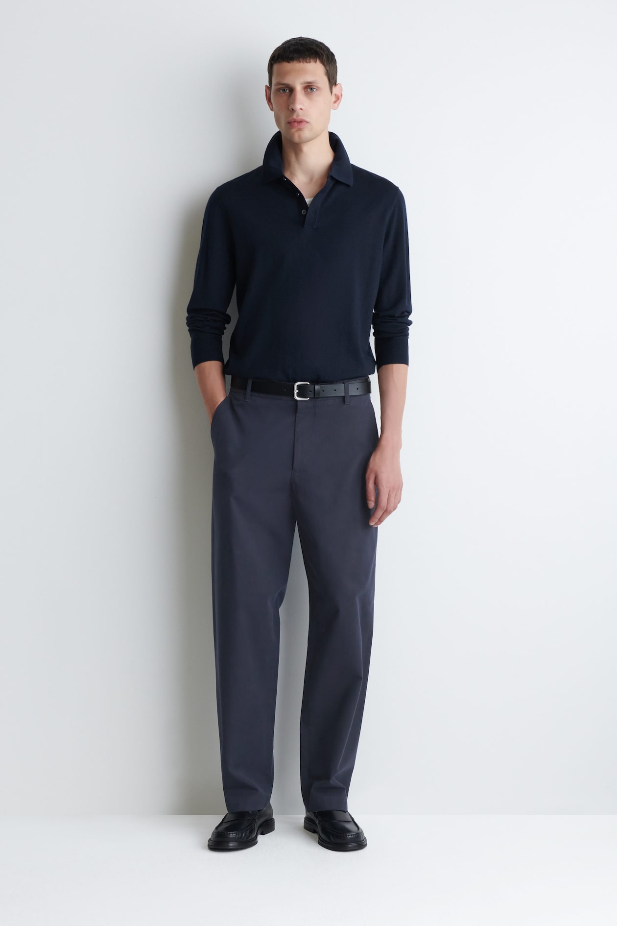 COTTON STRAIGHT-LEG CHINOS - NAVY | COS