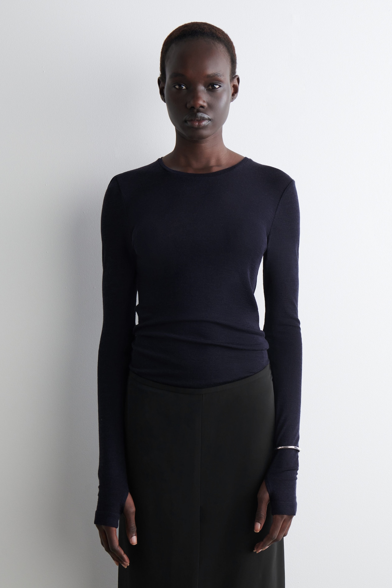SLIM MERINO WOOL TOP - NAVY | COS