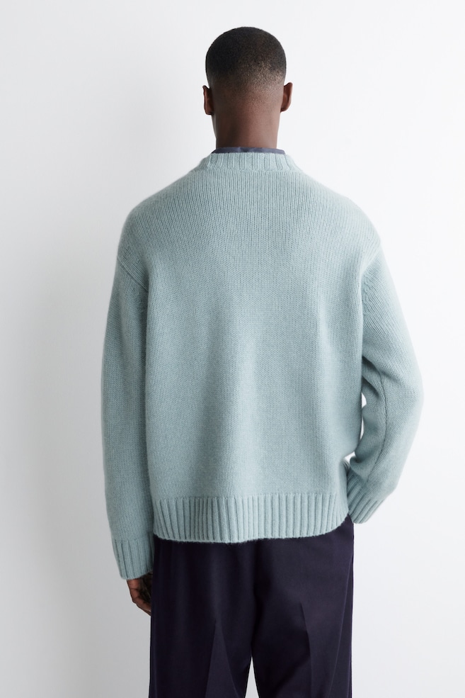 CHUNKY PURE CASHMERE CREW-NECK SWEATER - LIGHT BLUE | COS US