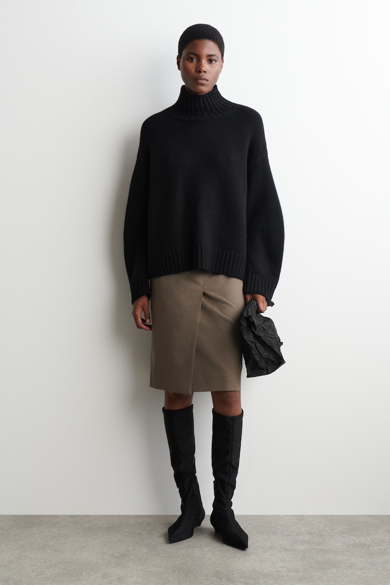 CASHMERE FUNNEL-NECK JUMPER - BLACK | COS