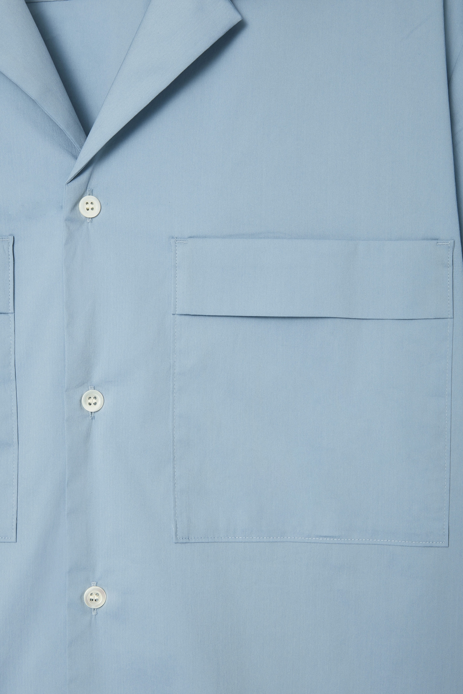 UTILITY COTTON SHORT-SLEEVED SHIRT - LIGHT BLUE | COS