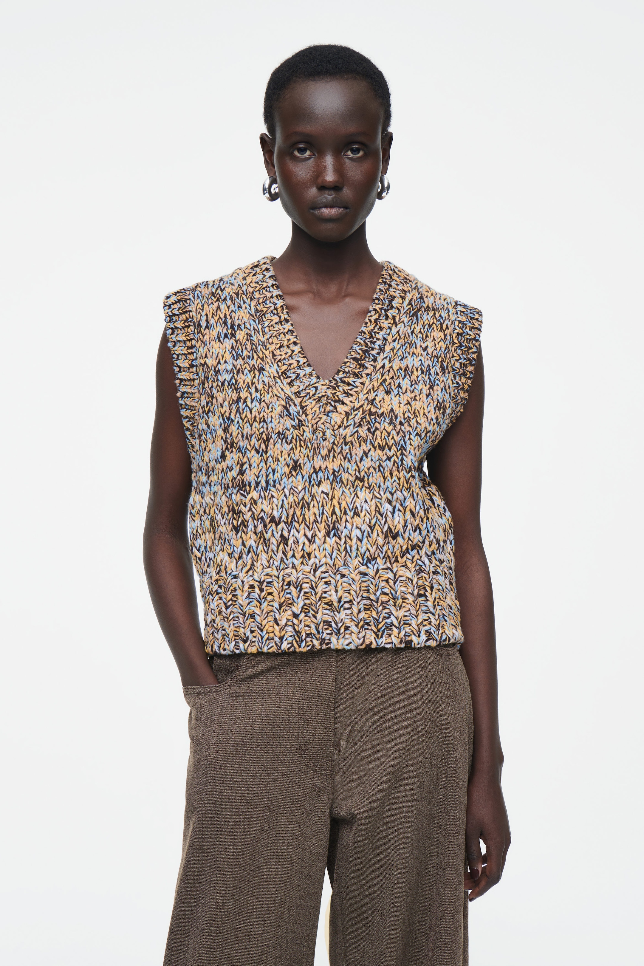 CHUNKY HAND-KNIT WOOL VEST - MULTICOLOURED | COS