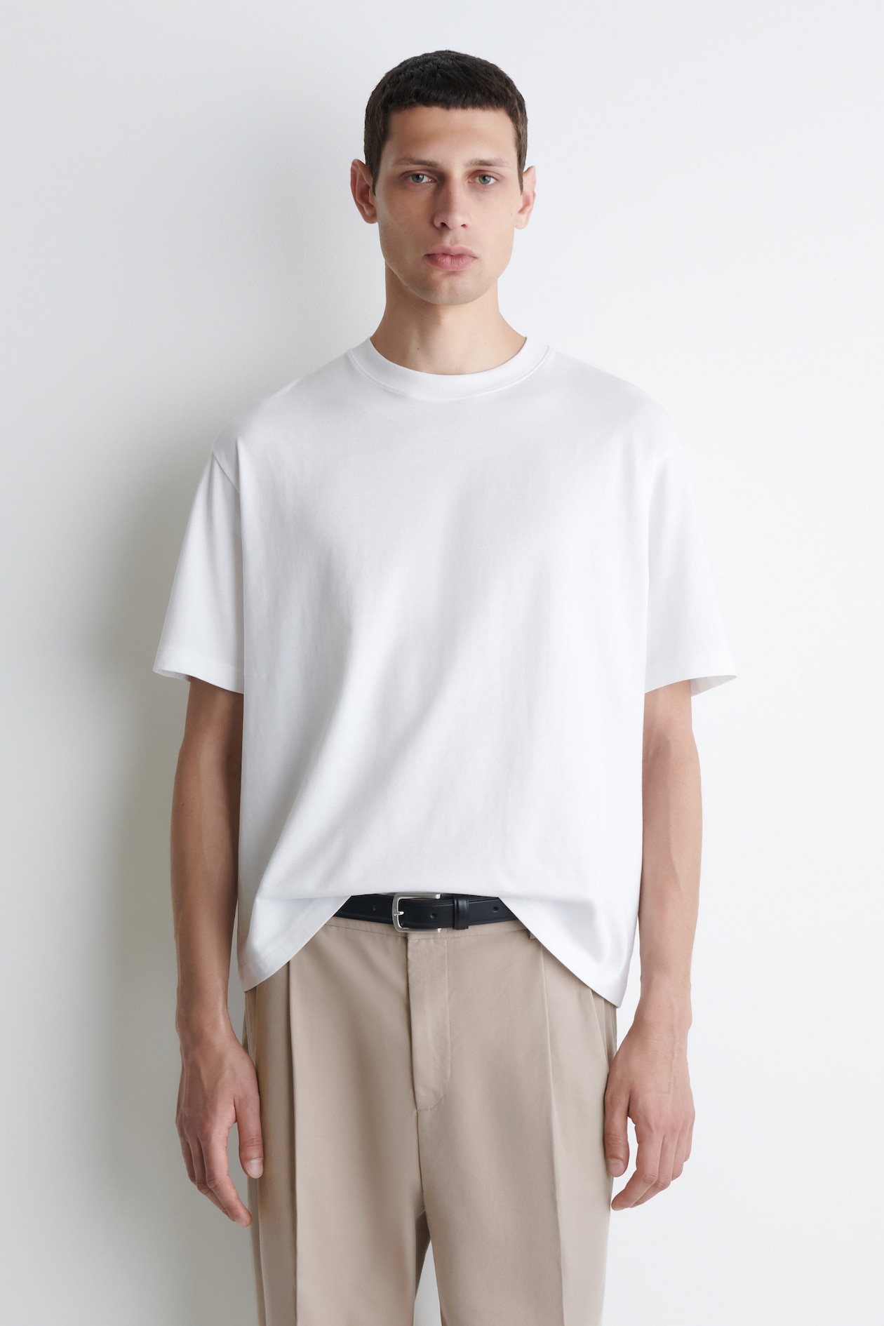 RELAXED LIGHTWEIGHT COTTON T-SHIRT - WHITE | COS US