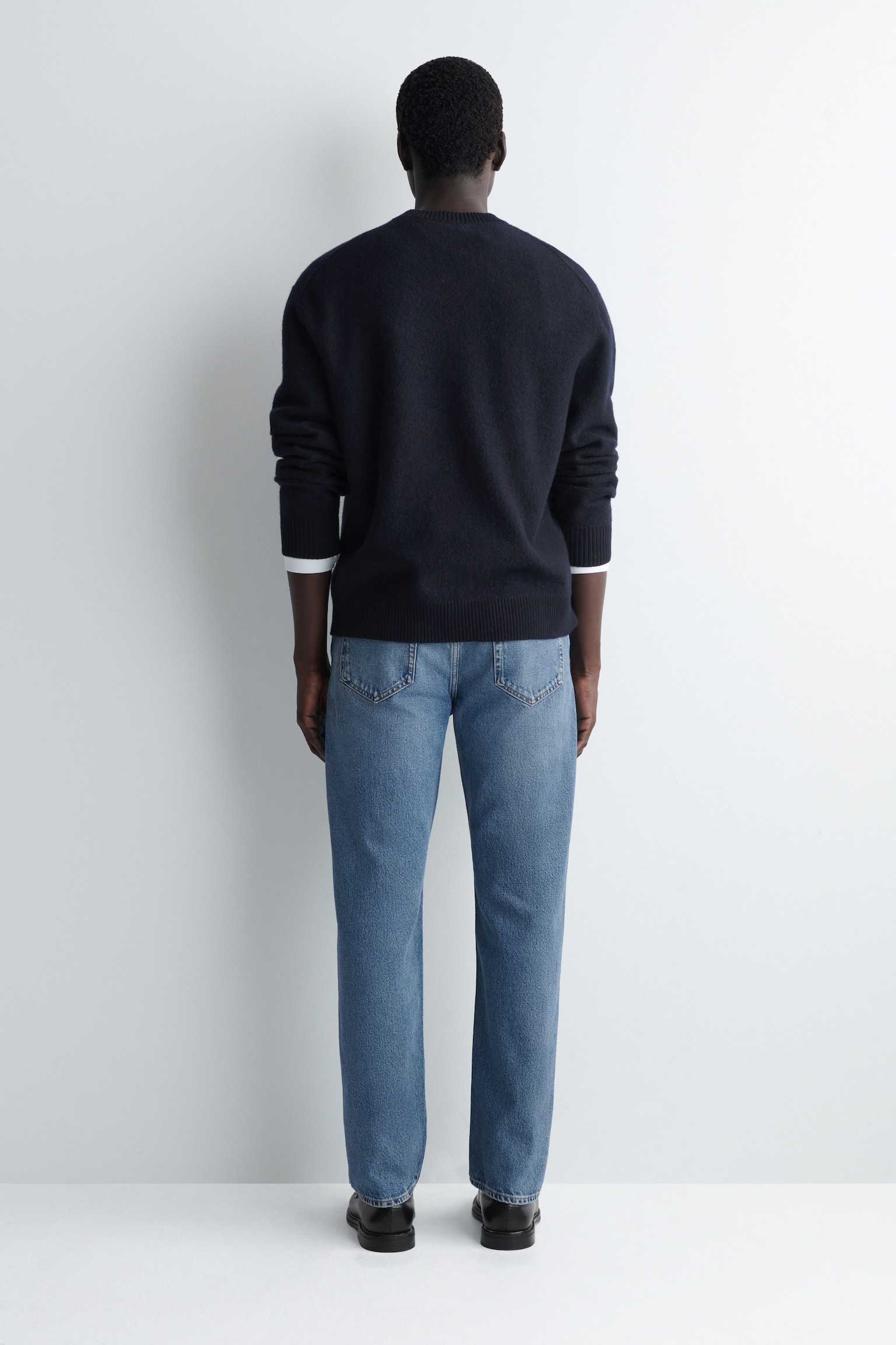SIGNATURE REGULAR-FIT STRAIGHT-LEG JEANS - BLUE | COS US