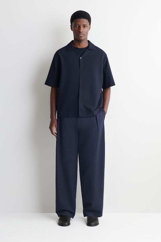 MILANO-JERSEY SHORT-SLEEVED SHIRT - NAVY | COS US