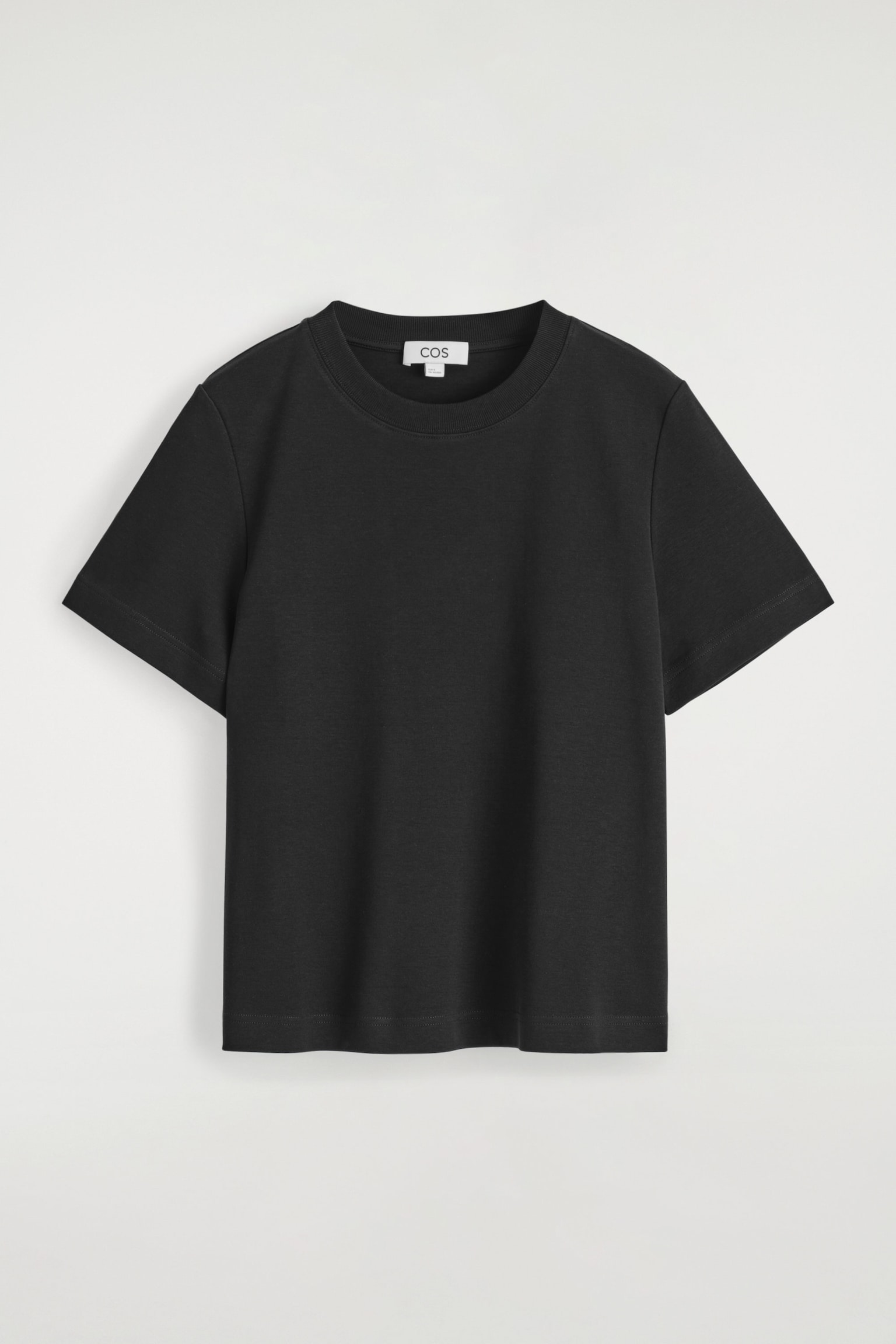 CLEAN CUT REGULAR T-SHIRT - BLACK | COS