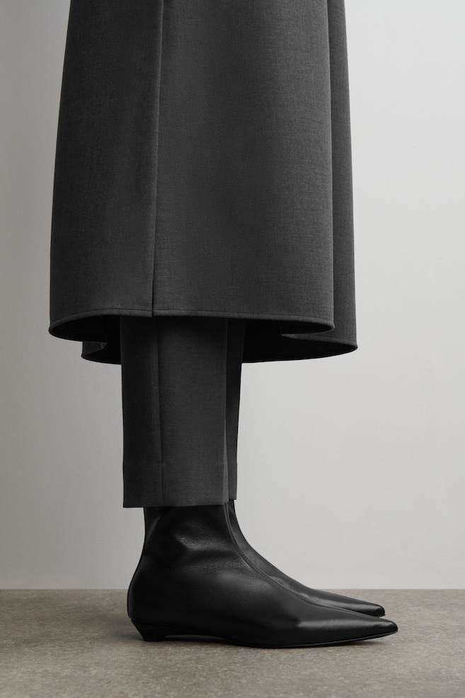 POINTED LEATHER SOCK BOOTS - BLACK | COS