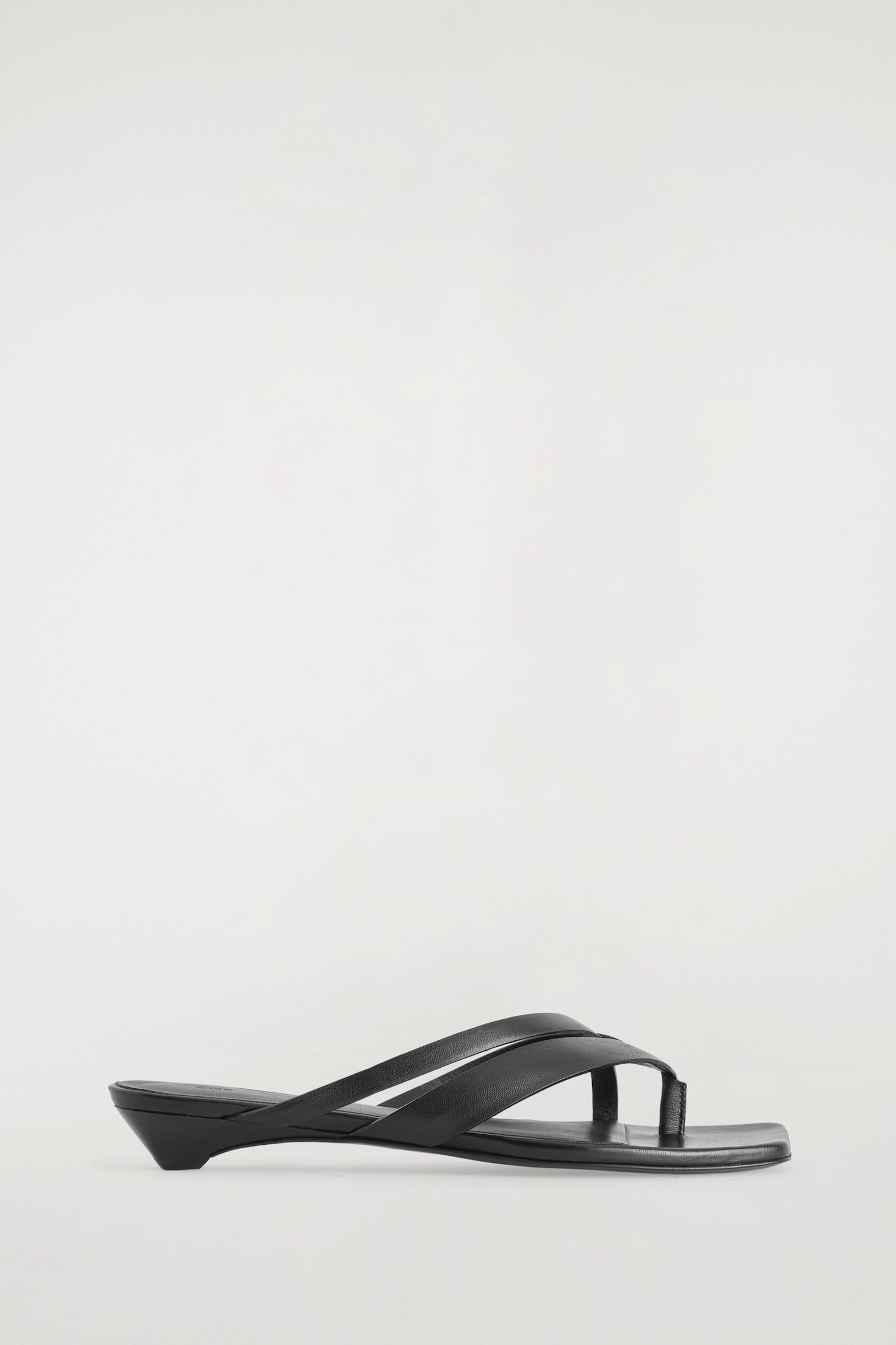 Women's Sandals | COS