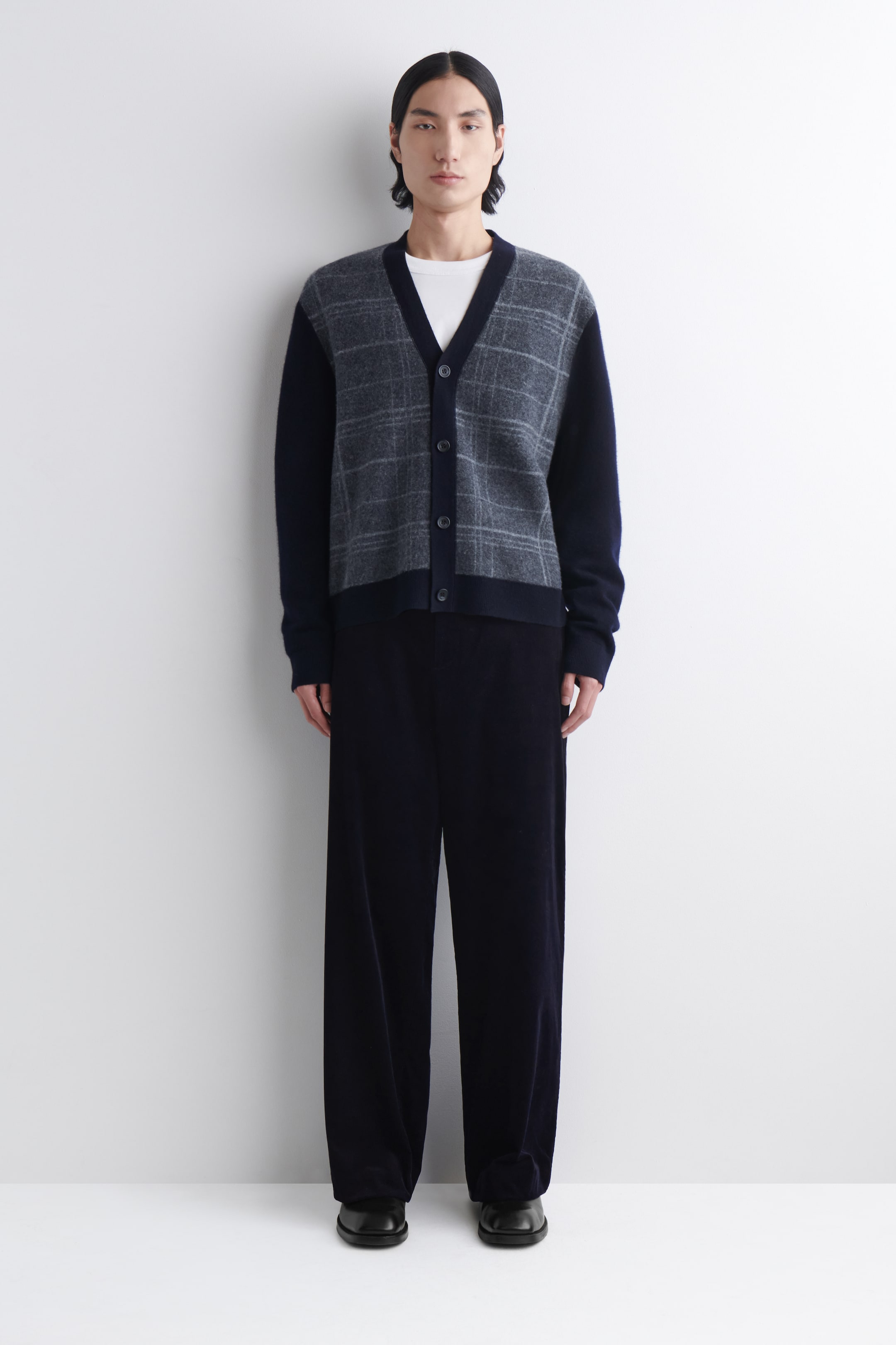 Cardigan de lã aos quadrados com decote em V - Azul-marinho / aos ...