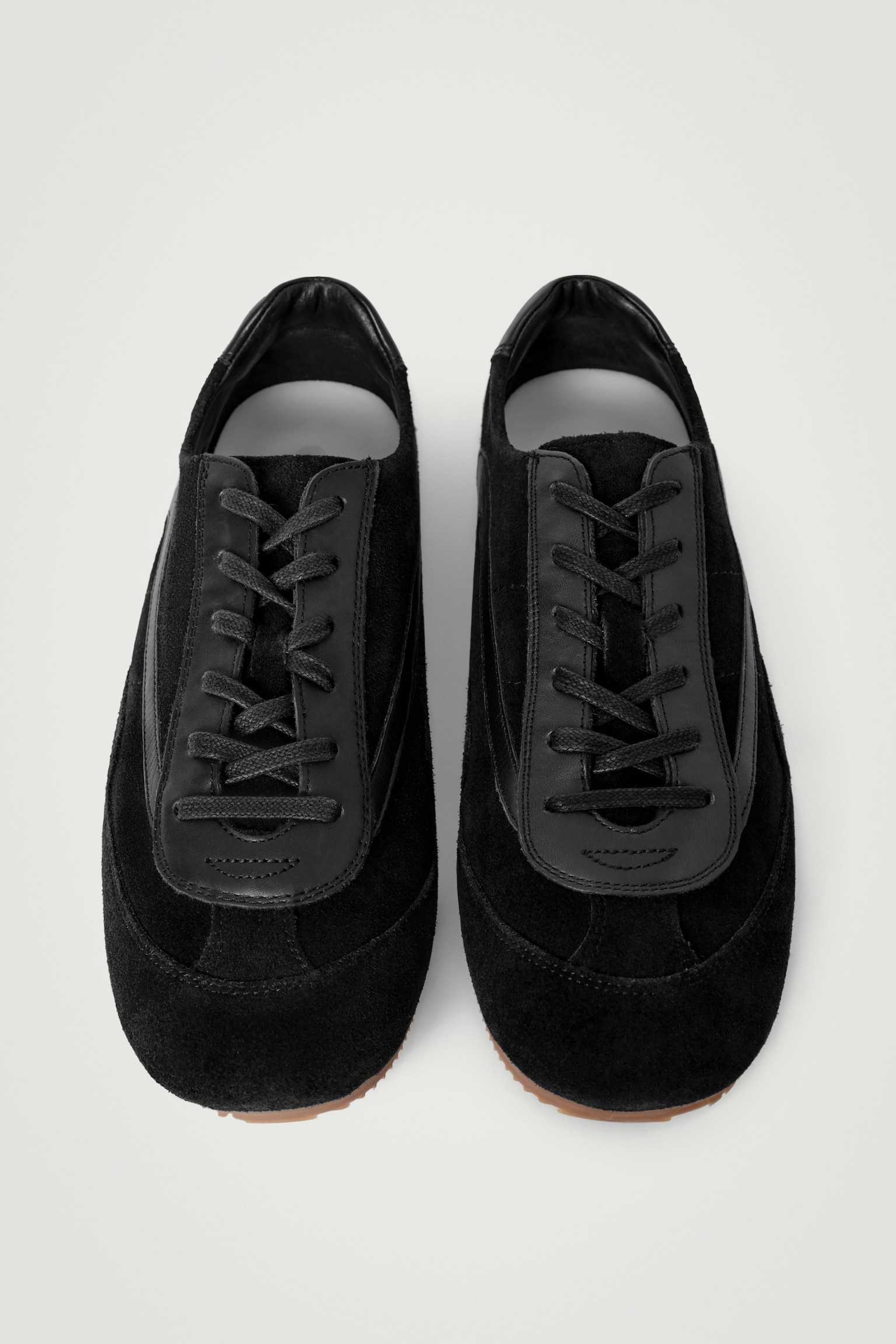 MINIMAL SUEDE SNEAKERS - BLACK | COS