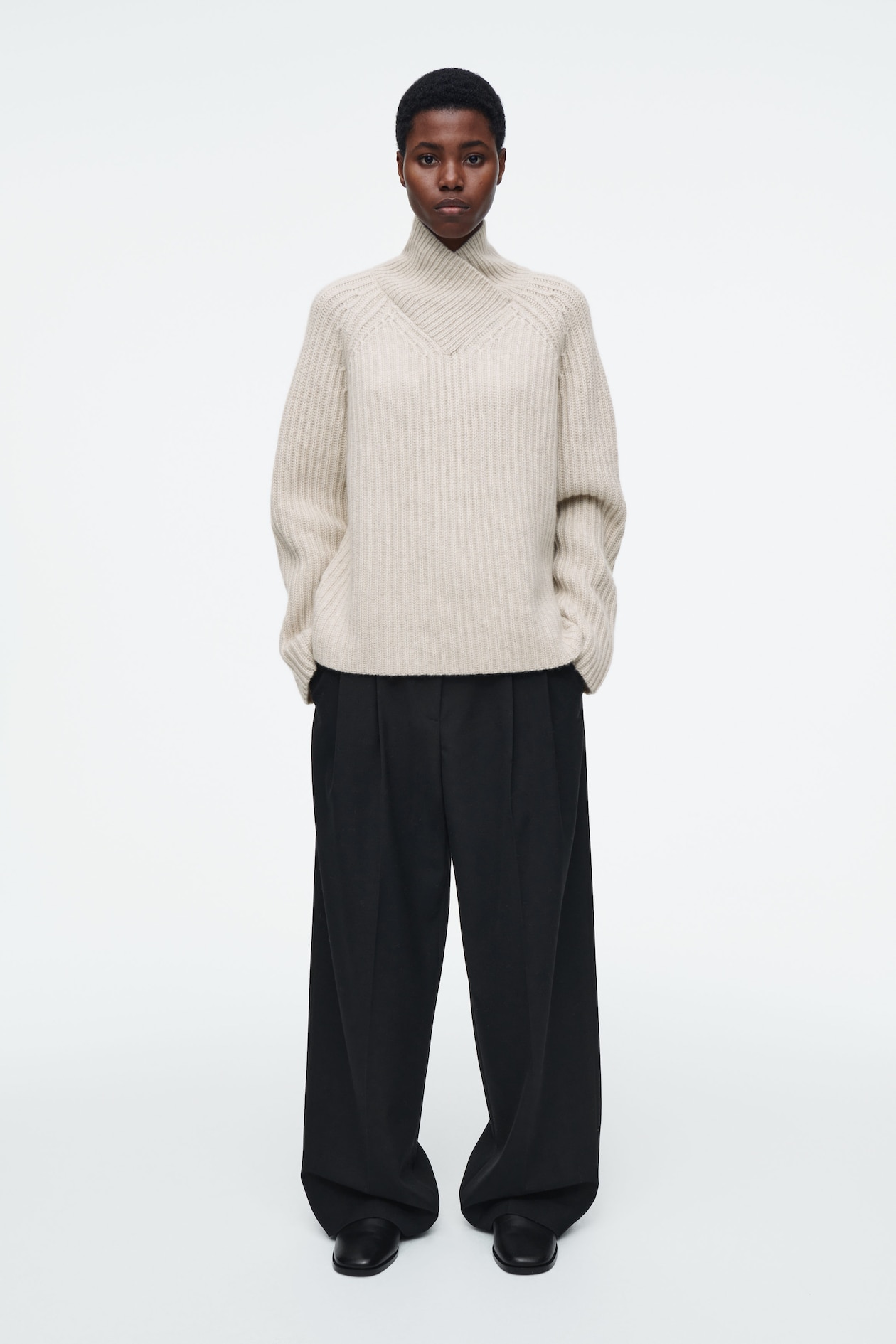 CLASSIC LEATHER MULES - BLACK | COS