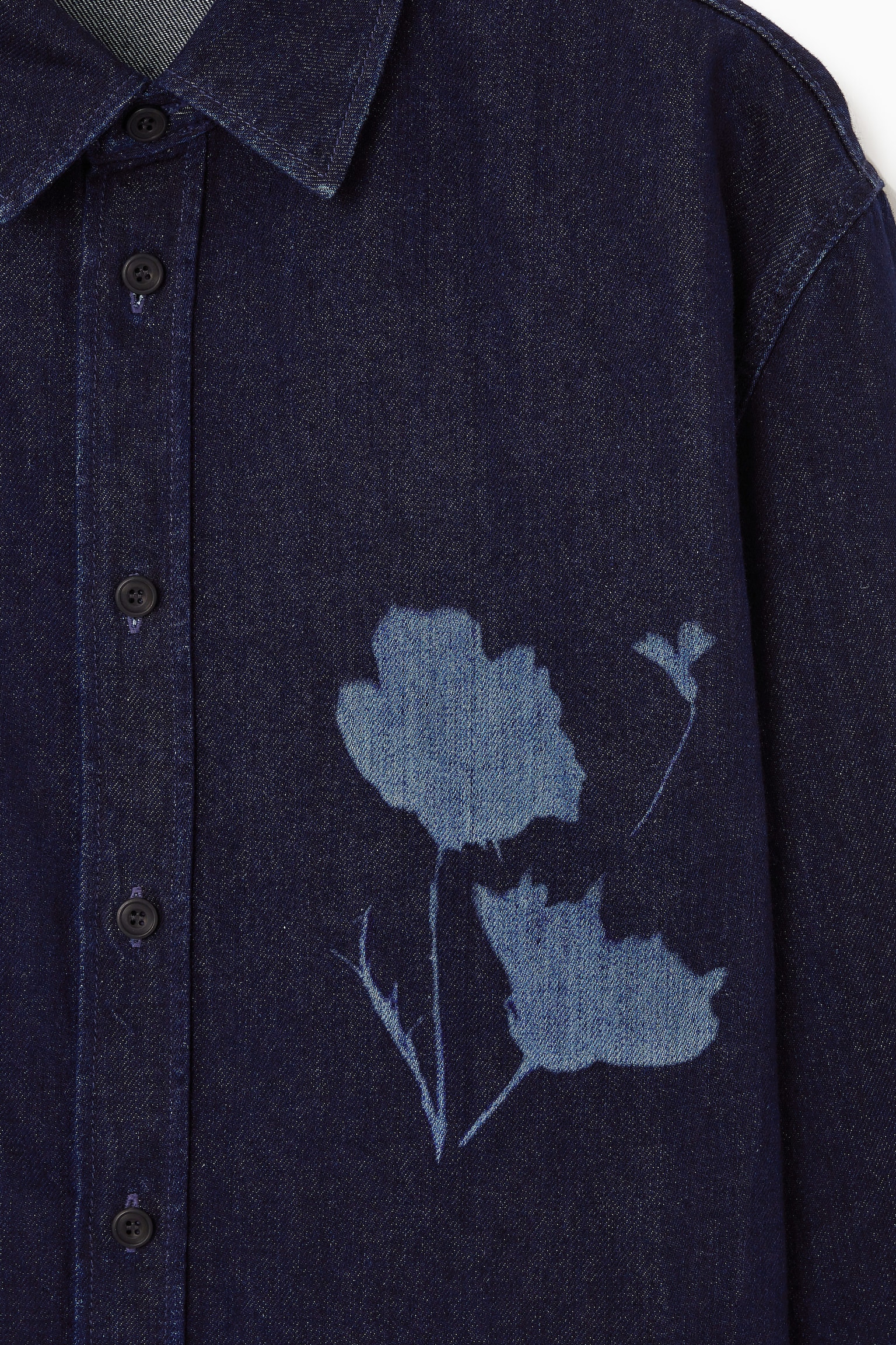 RELAXED LASER FLORAL-PRINT DENIM SHIRT - INDIGO | COS