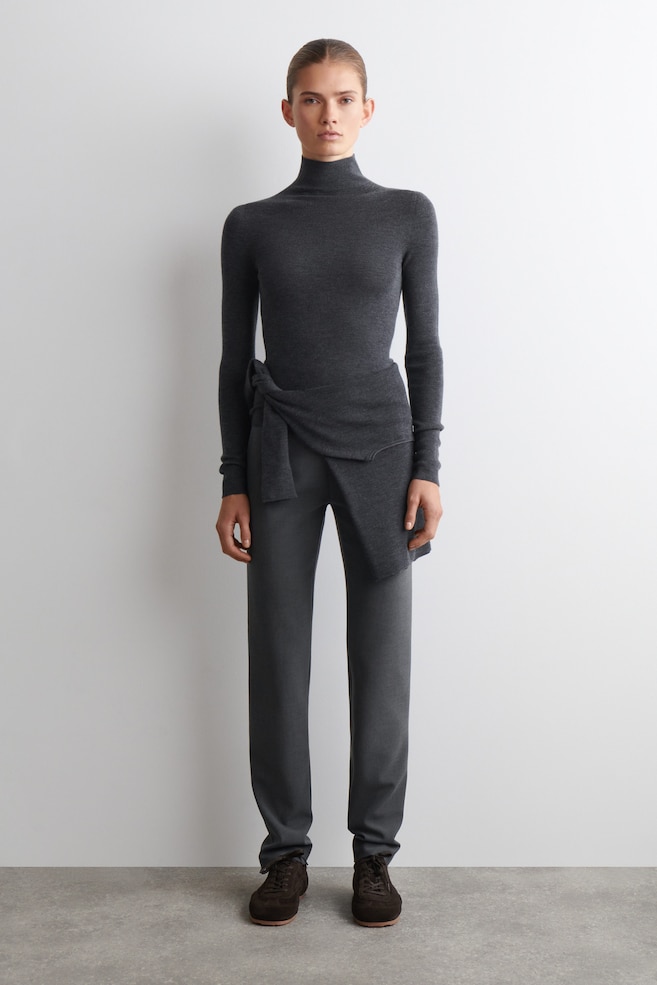 SEAMLESS MERINO WOOL TURTLENECK LONG-SLEEVED TOP - CHARCOAL MÉLANGE ...