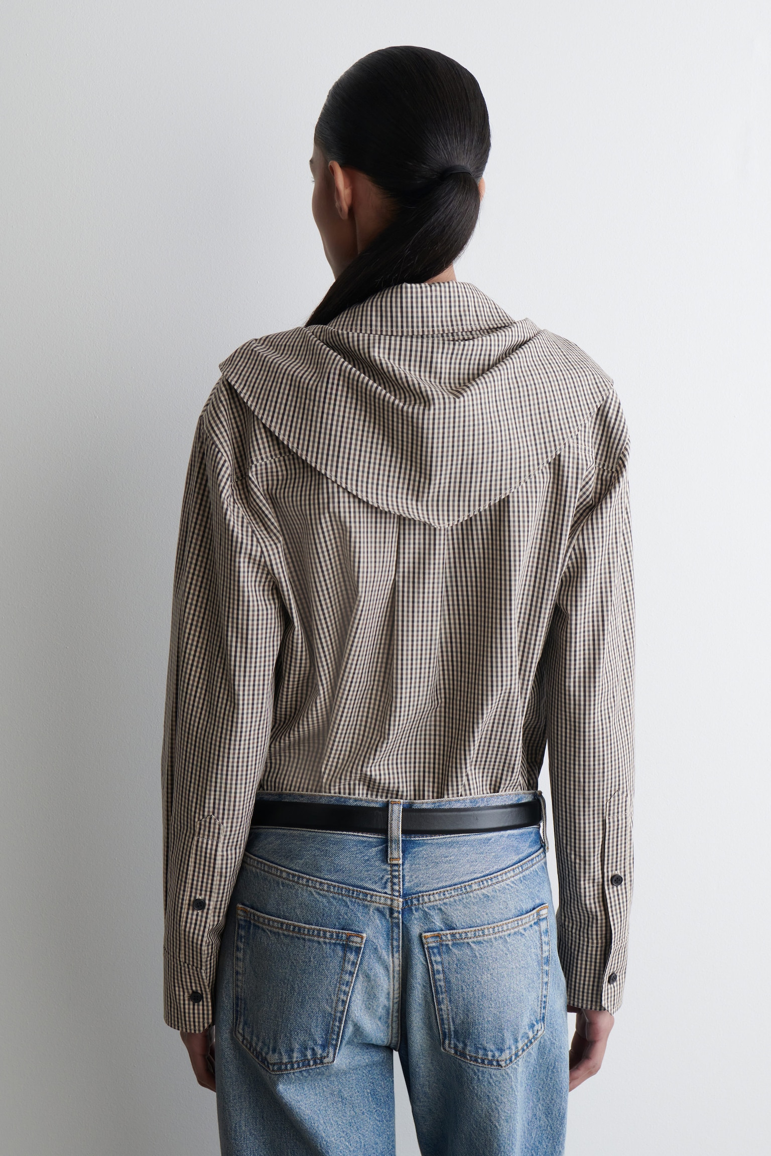 CHECKED SCARF-DETAIL SHIRT - BEIGE / CHECKED | COS